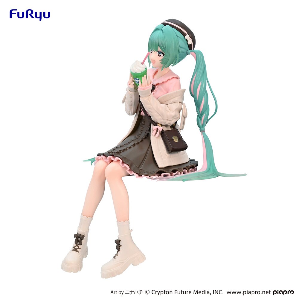 Hatsune Miku: Autumn Date Ver. Noodle Stopper Figure: Furyu - Tokyo ...