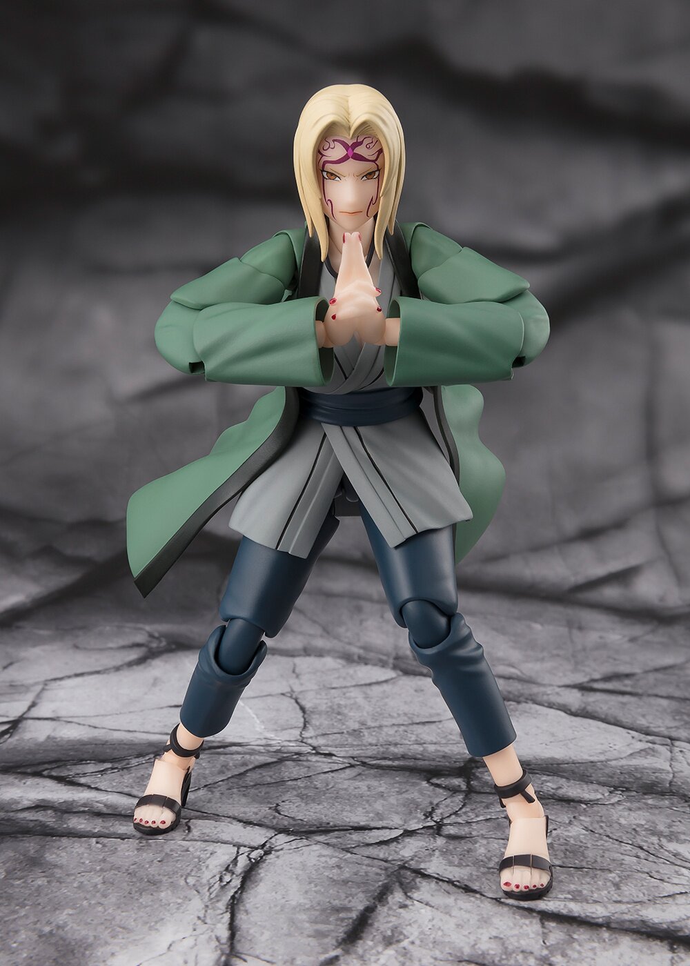 S.H.Figuarts Naruto Tsunade -The Legendary Medical Ninja- - Tokyo Otaku ...