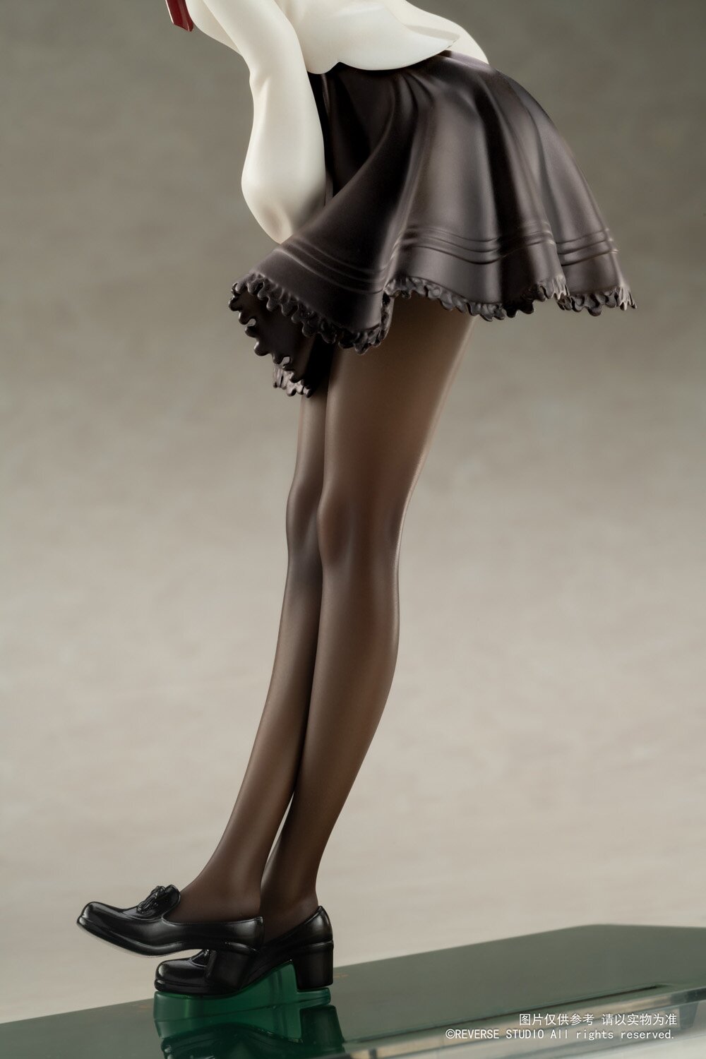 Desktop Girls Series Winter Ringo: Another Color Ver. 1/8 Scale Figure ...