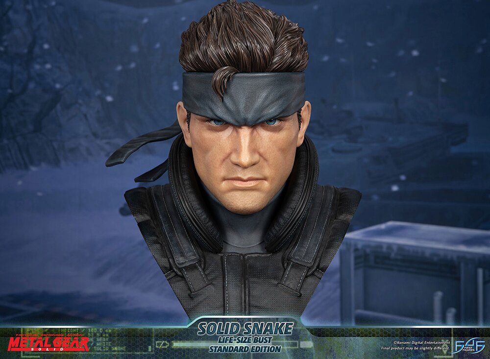 Metal Gear Solid Solid Snake Life-Size Bust: Standard Edition Statue ...