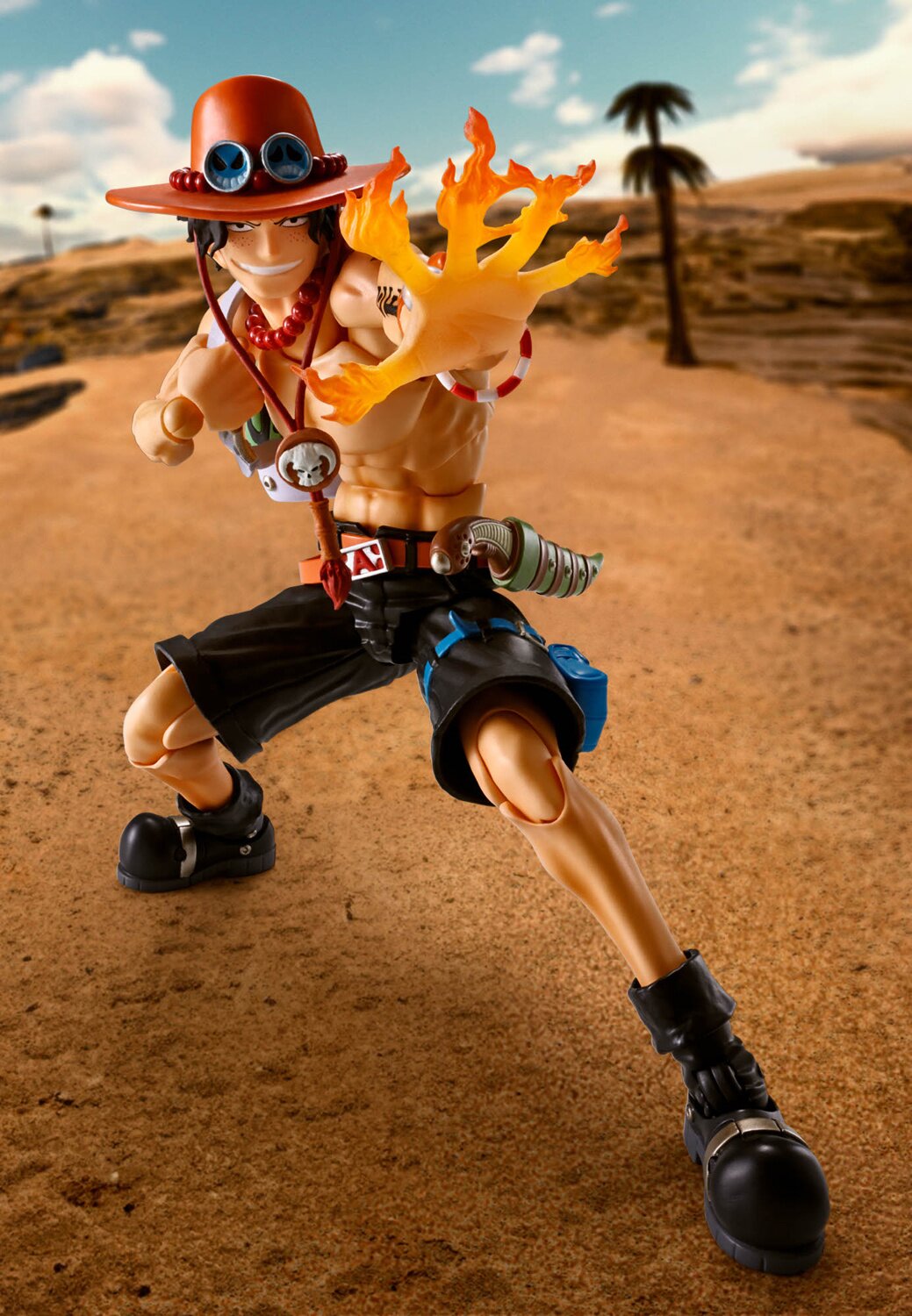 S.H.Figuarts One Piece Portgas D. Ace -Fire Fist-: Bandai - Tokyo Otaku ...