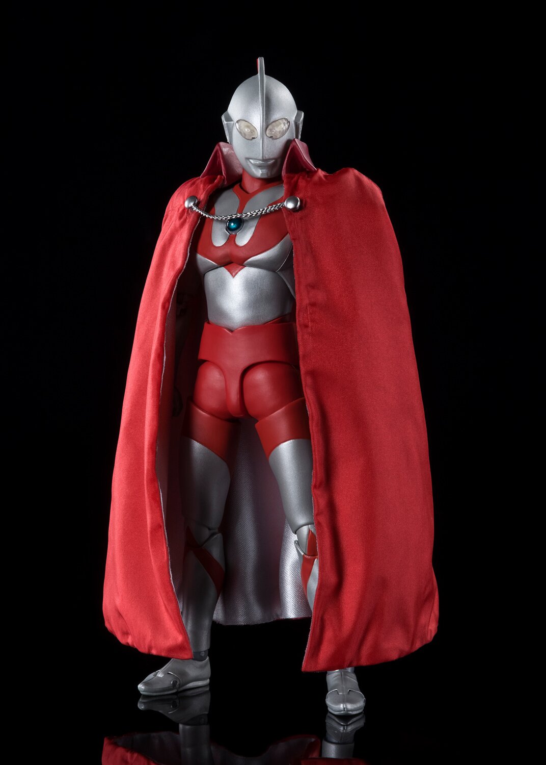 S.H.Figuarts Ultraman Brothers' Mantle: Bandai - Tokyo Otaku Mode (TOM)