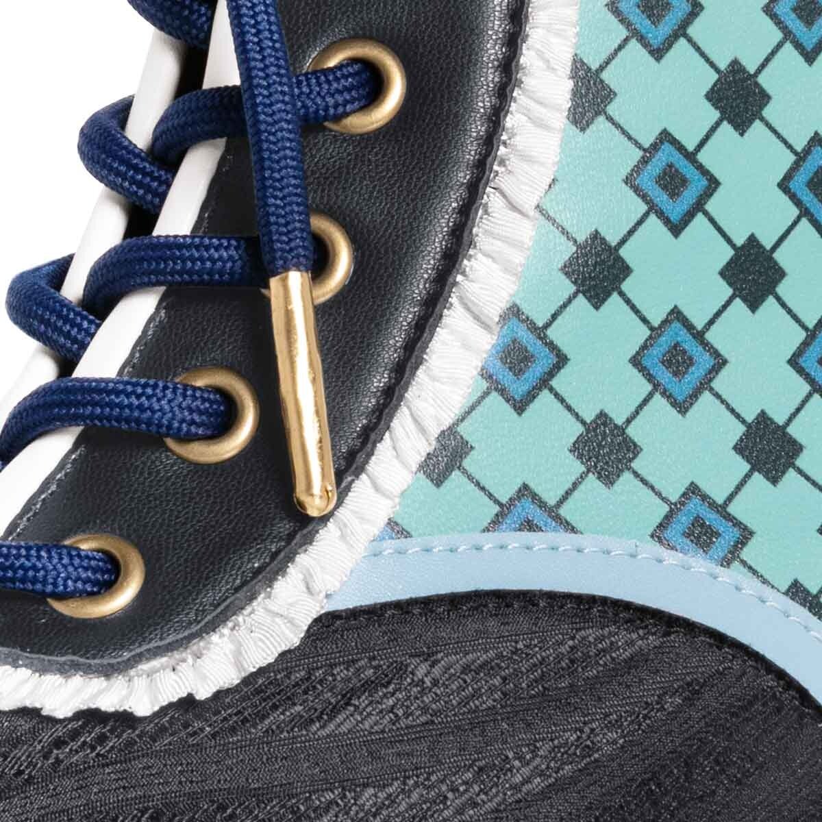 MAYLA Demon Slayer: Kimetsu no Yaiba Iconique Shoes Objet Boots ...