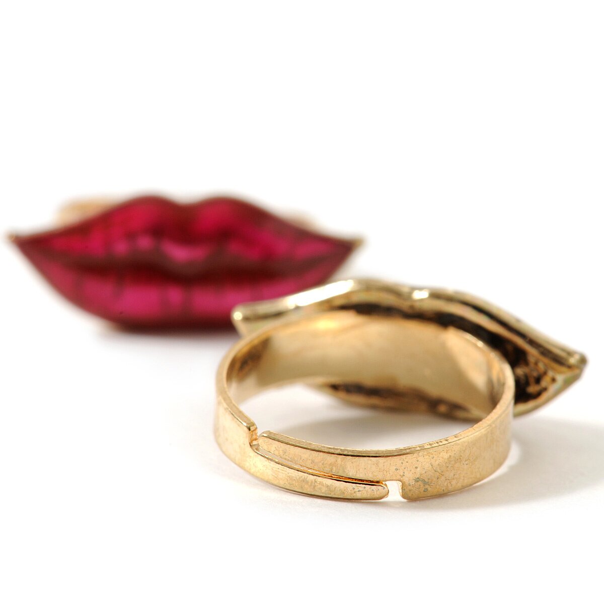 Magnet Lip Ring - Tokyo Otaku Mode (TOM)