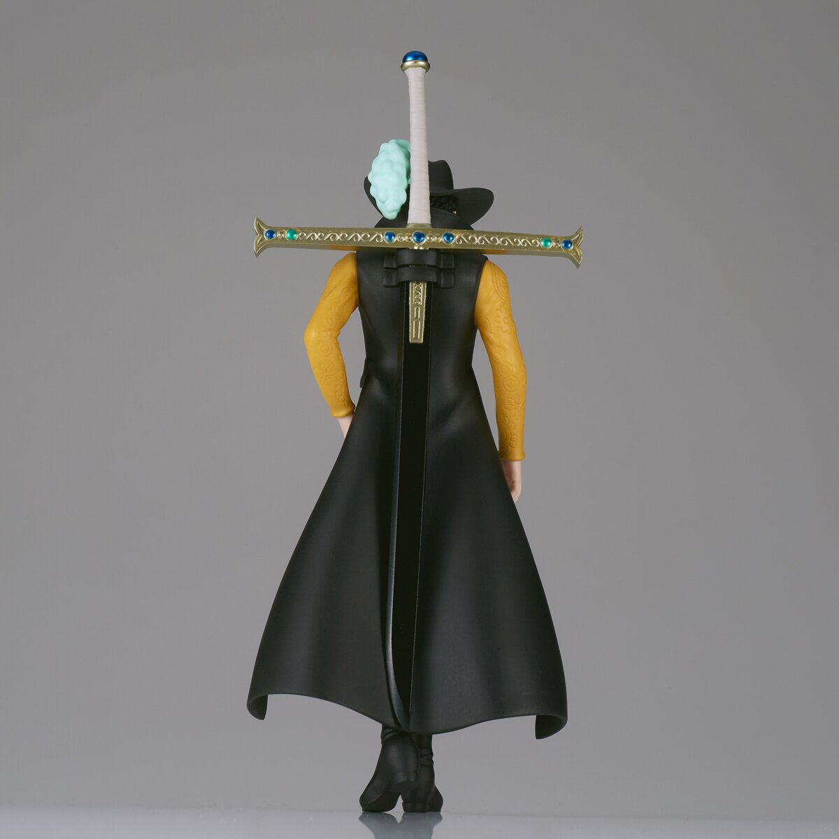 One Piece The Shukko Dracule Mihawk - Tokyo Otaku Mode (TOM)