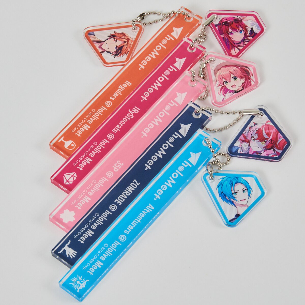 hololive Meet Keychain w/ Fandom Name - Tokyo Otaku Mode (TOM)