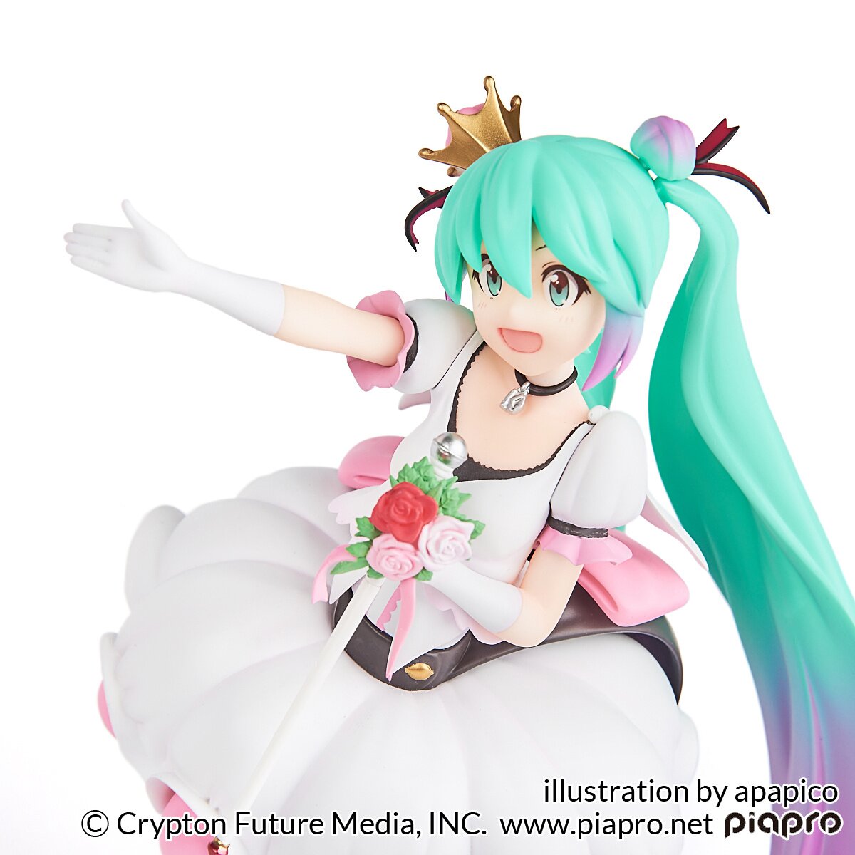 [Hatsune Miku] Celebration Ver. 1/7.77 Scale Figure: Taito - Tokyo ...
