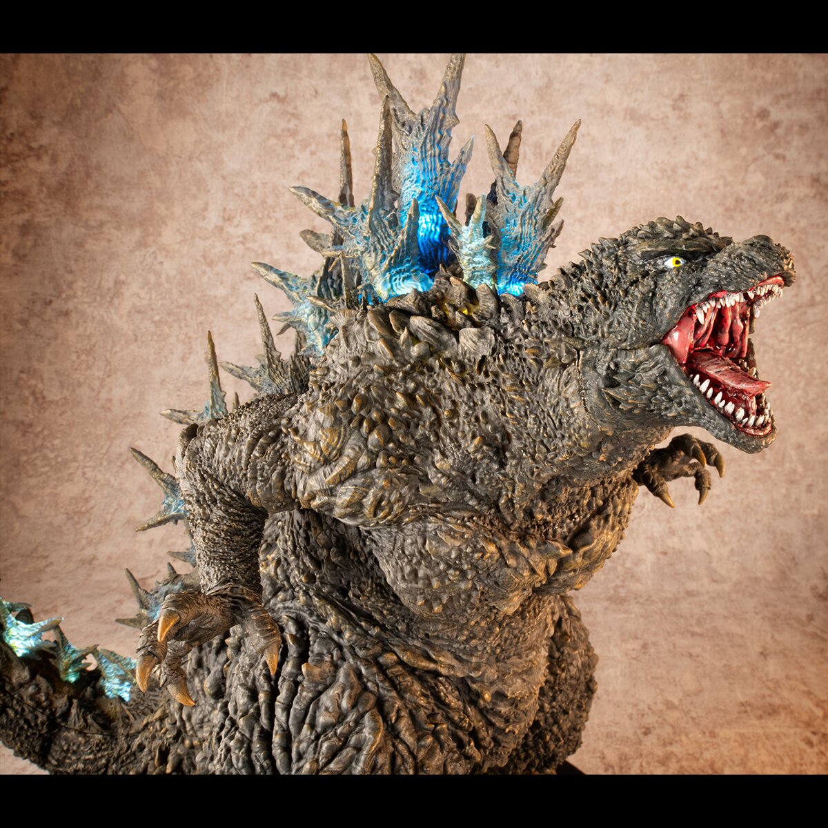 UA Monsters Godzilla(2023) Image Color of Attacking Ginza Ver. w/ LED ...