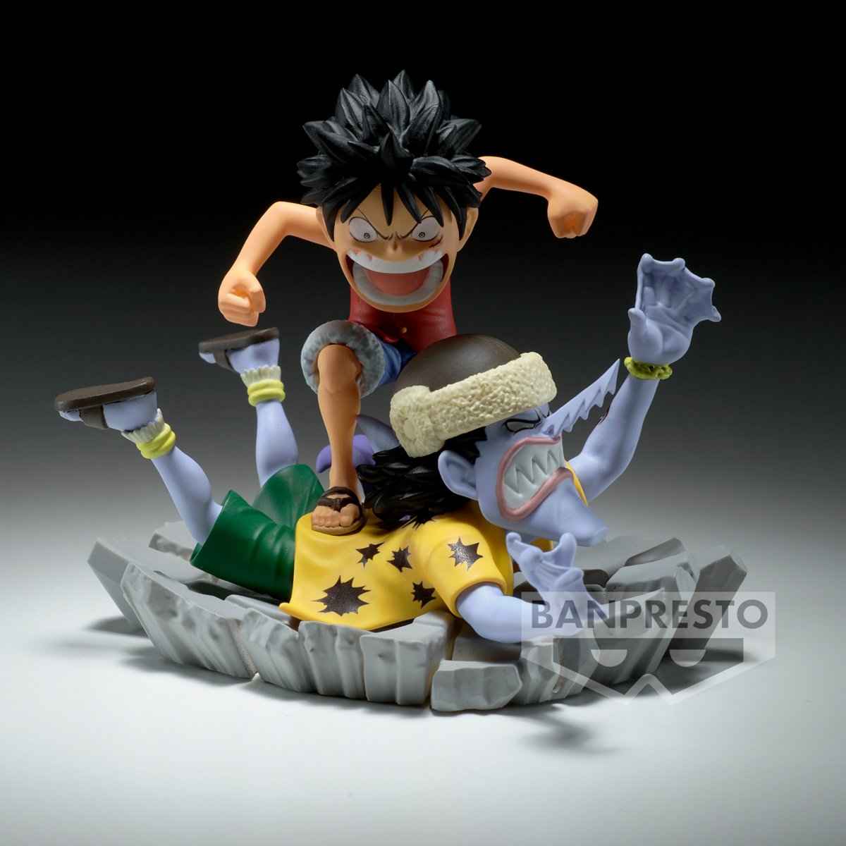 World Collectable Figure One Piece Log Stories Monkey D. Luffy VS ...