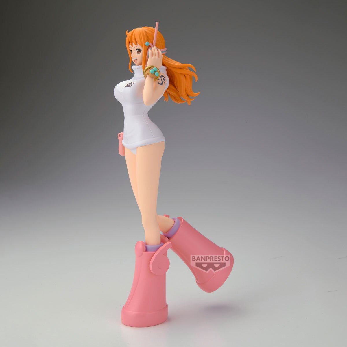One Piece Glitter & Glamours Nami: Egghead Style Ver. Non-Scale Figure ...