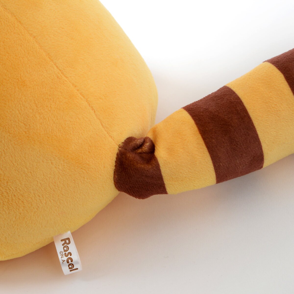 Rascal the Raccoon Flower Garland Plush (Big) - Tokyo Otaku Mode (TOM)