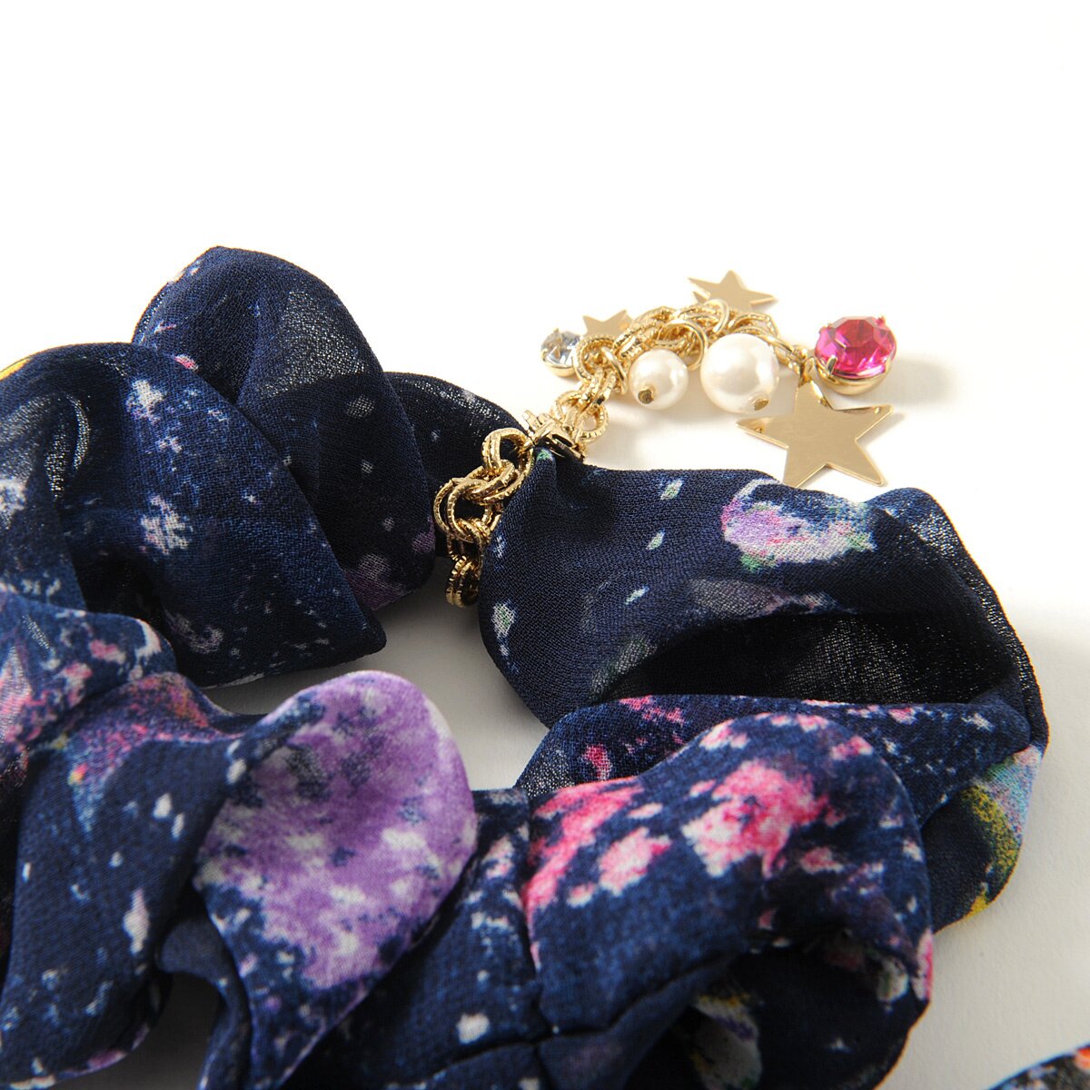 Osewaya Starry Charm Scrunchie: Osewaya - Tokyo Otaku Mode (TOM)