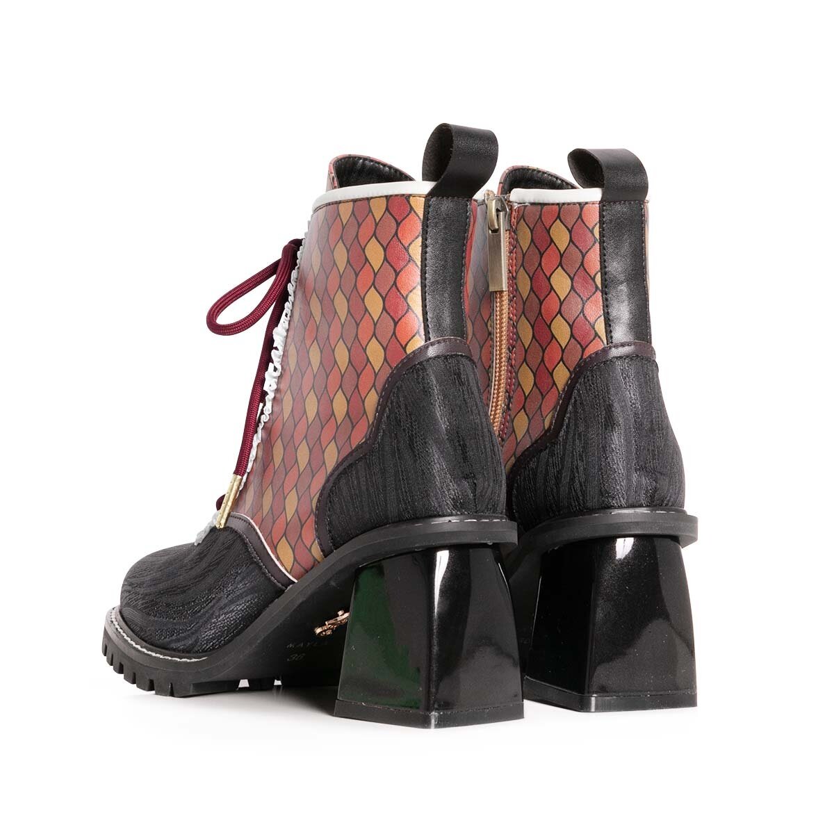 MAYLA Demon Slayer: Kimetsu no Yaiba Iconique Shoes Objet Boots Kyojuro ...