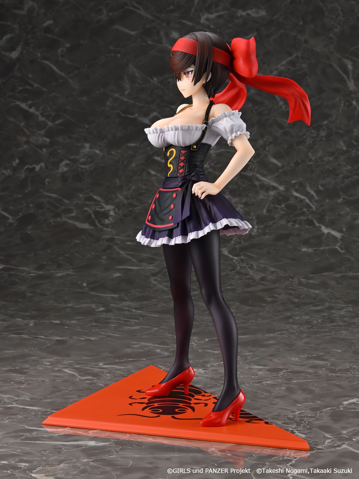 Girls und Panzer: Ribbon Warrior Shizuka Tsuruki: Dirndl Ver. 1/6 Scale ...