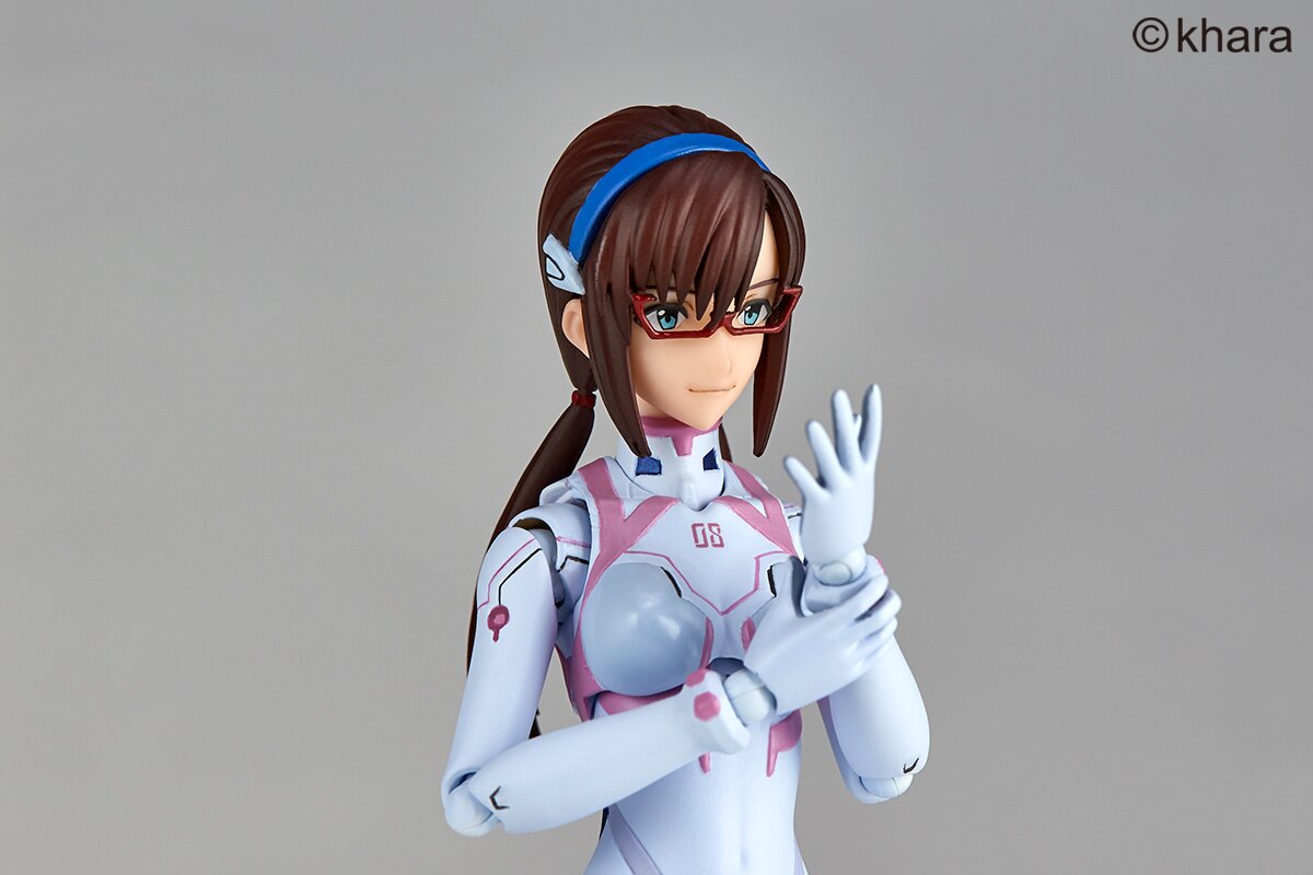 Revoltech Mari Makinami Illustrious Pressure-Resistant Prototype Plug ...