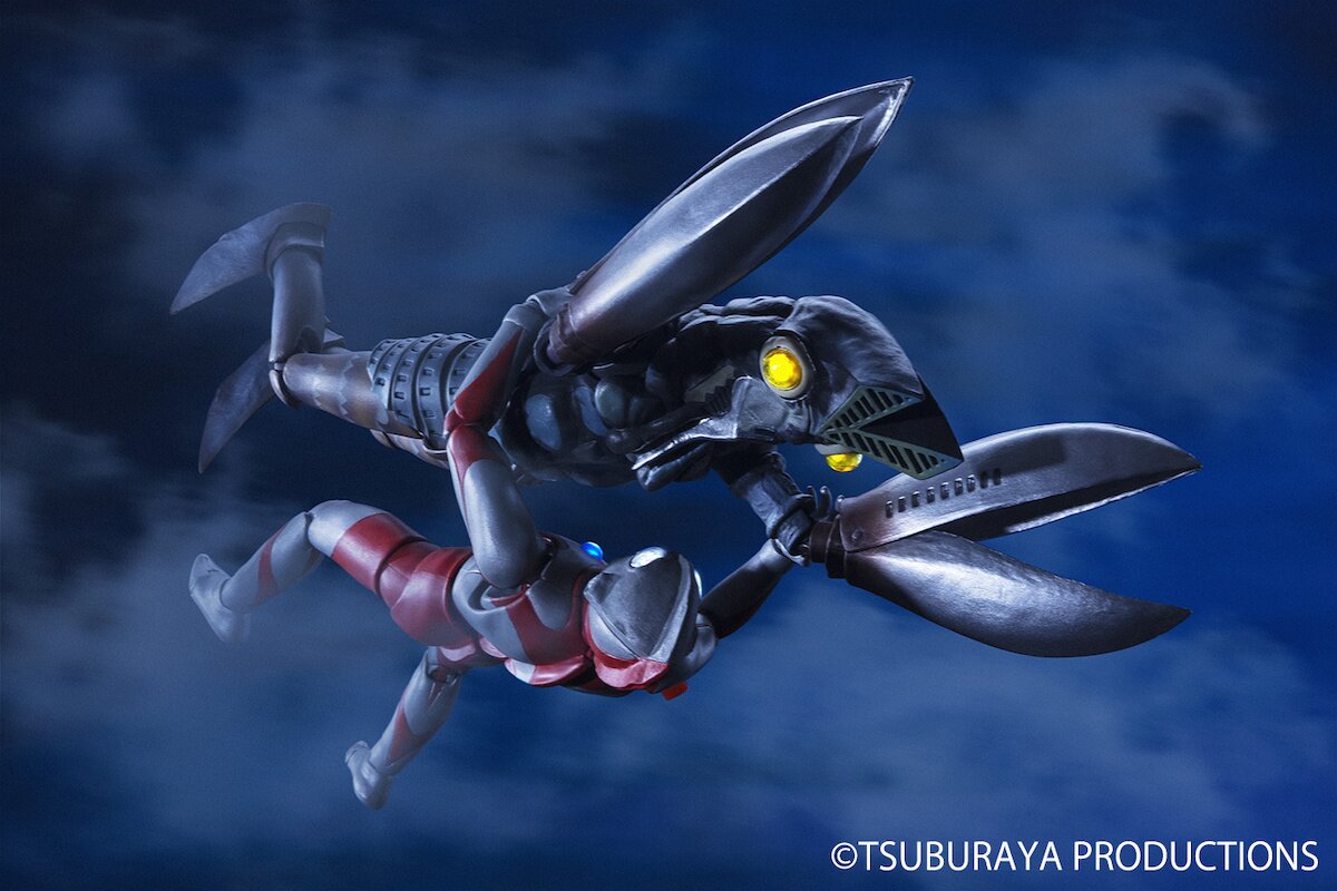 S.H.Figuarts Ultraman Alien Baltan: Shoot the Invader Ver - Tokyo Otaku ...