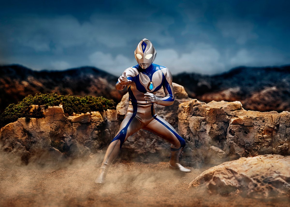 Hero's Brave Statue Ultraman Dyna Aoki Kiseki no Hikari: Banpresto ...