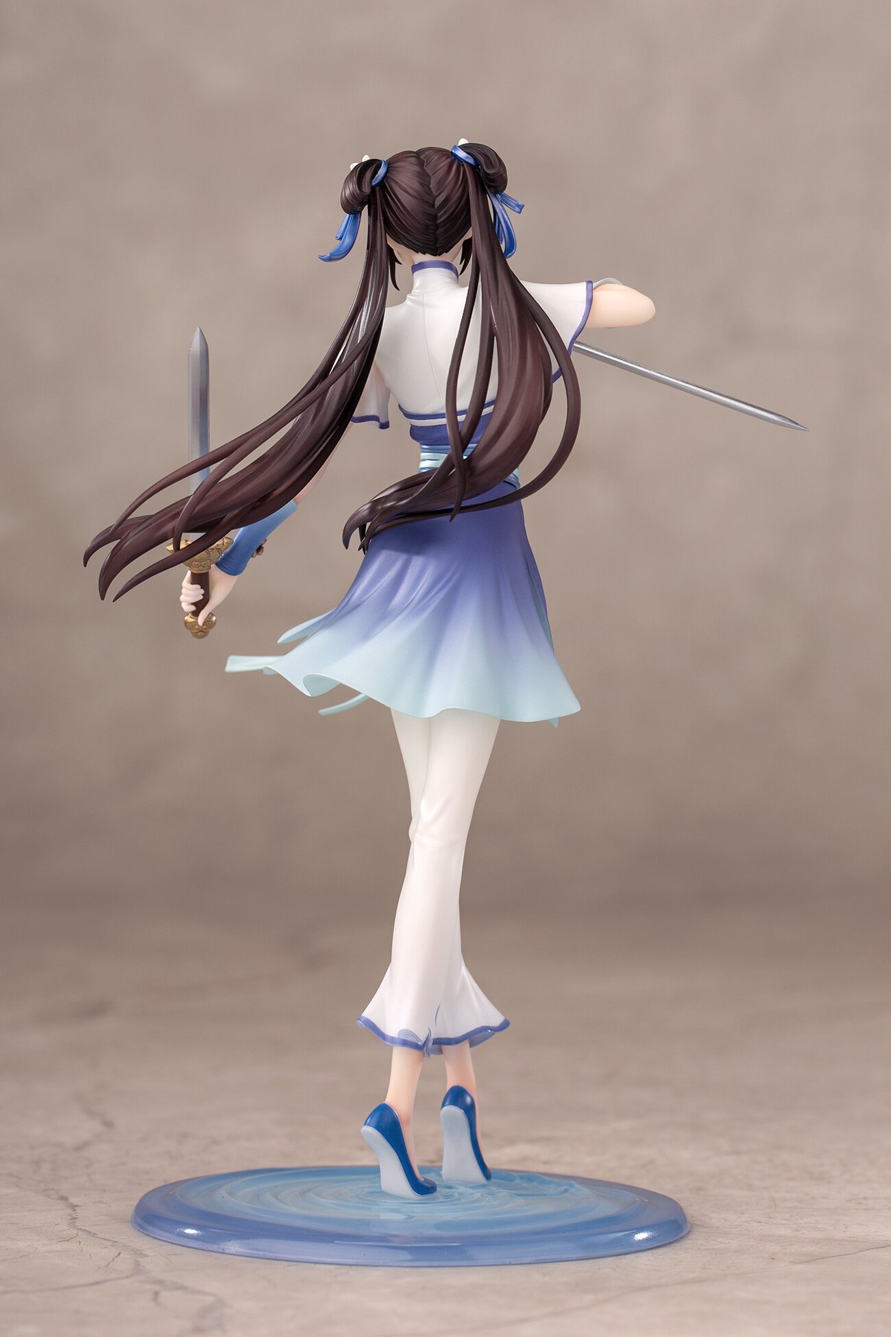 Gift+ Chinese Paladin: Sword and Fairy Zhao Ling-Er: Qing Lian Xian Nu 1/10 Scale Figure ...