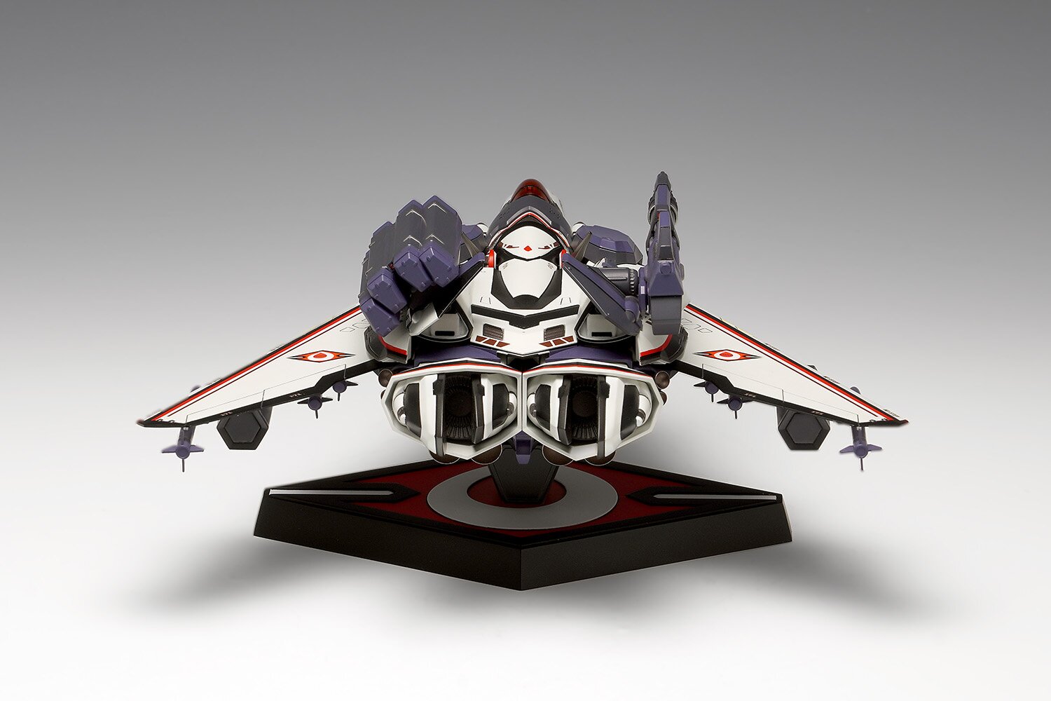 Macross Frontier VF-171EX Armored Nightmare Plus (Alto Saotome's ...