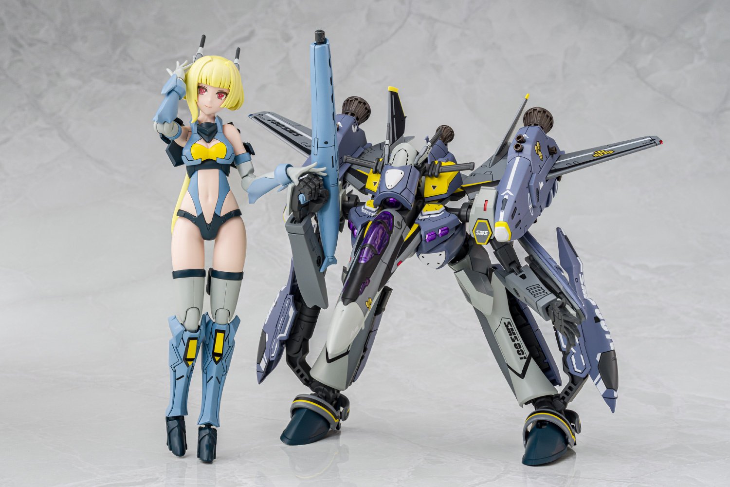 Variable Fighter Girls Macross Frontier VF-25S Super Messiah: Aoshima ...