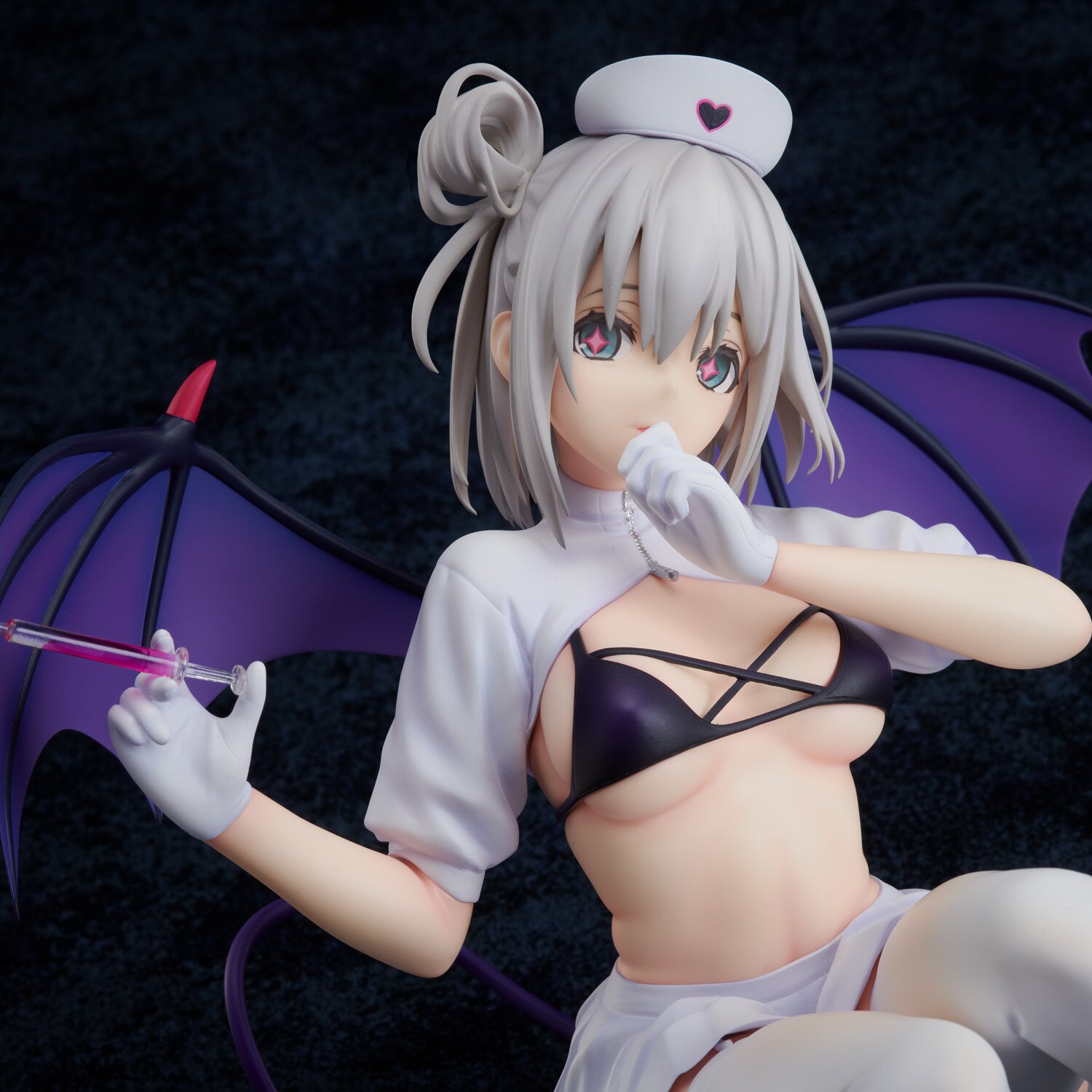 Azur Lane Manchester: Midnight Devil in White Ver. 1/4 Scale Figure: FREEing - Tokyo Otaku Mode ...