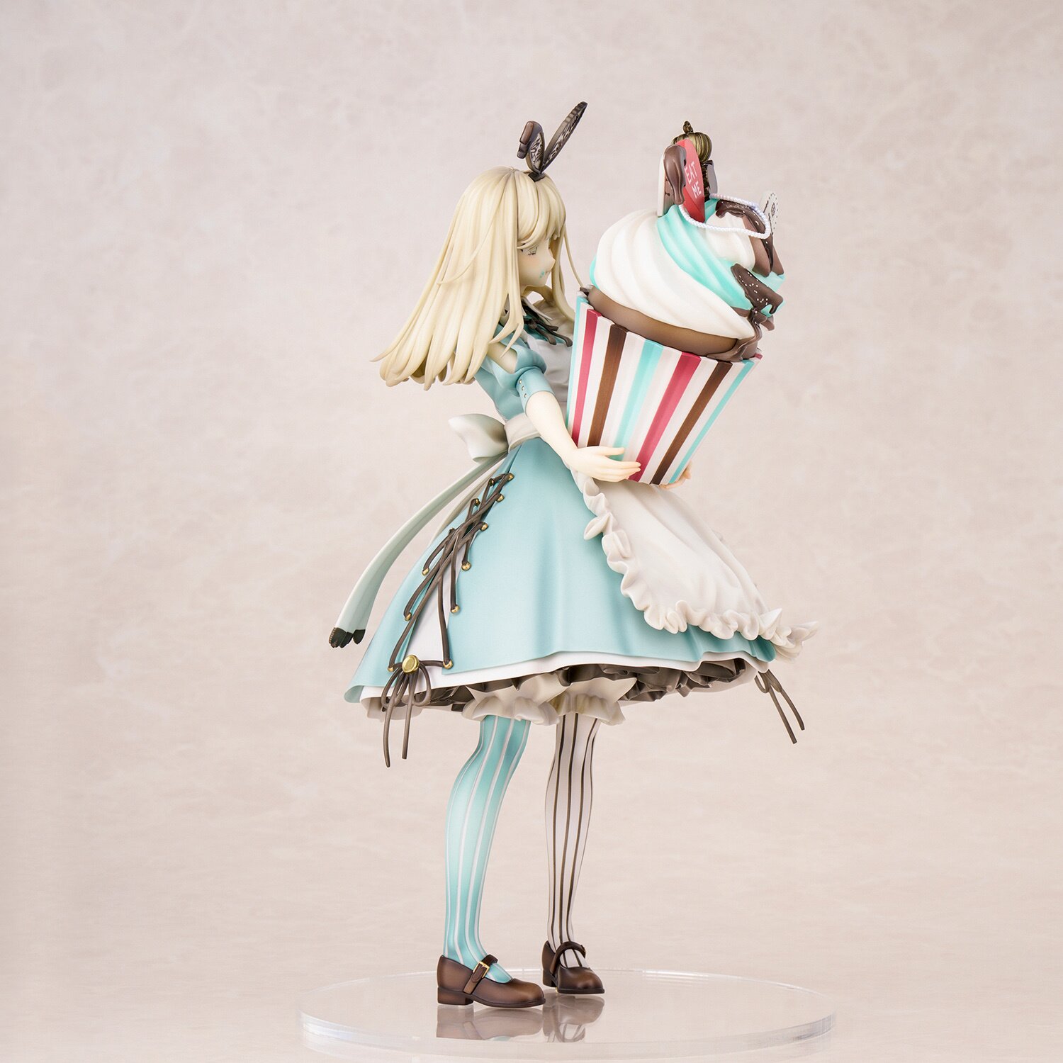 Akakura Illustration Alice's Adventures in Wonderland Non-Scale Figure: Union Creative - Tokyo ...