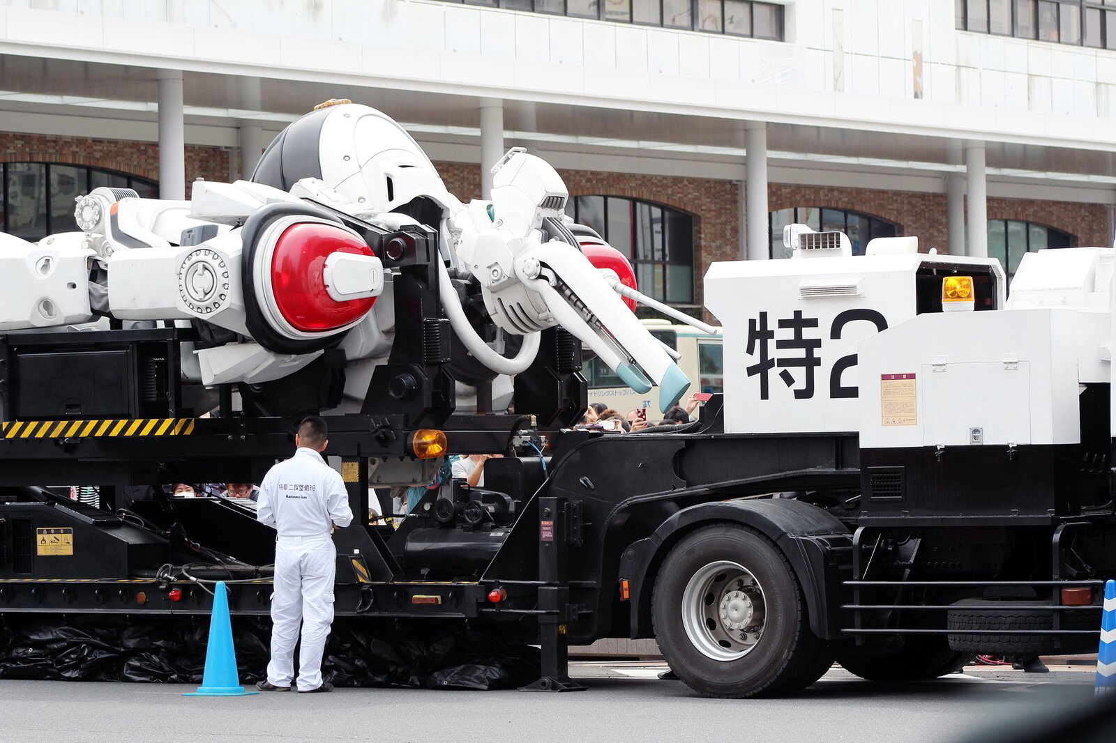 AV-98 Ingram Looks at the Sky | Featured News | Tokyo Otaku Mode (TOM ...