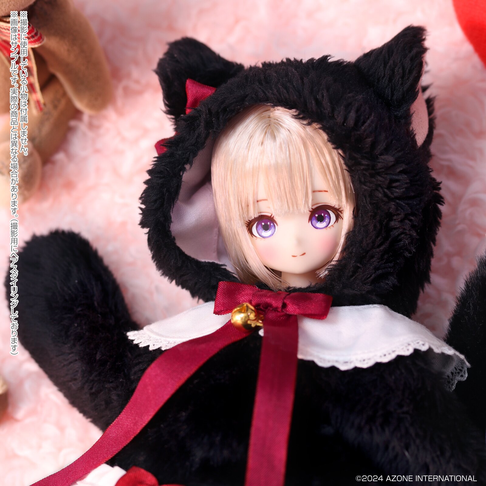 Luminous Street Mii Hug Mii!: Black Cat Ver. 1/6 Scale Doll: Azone ...