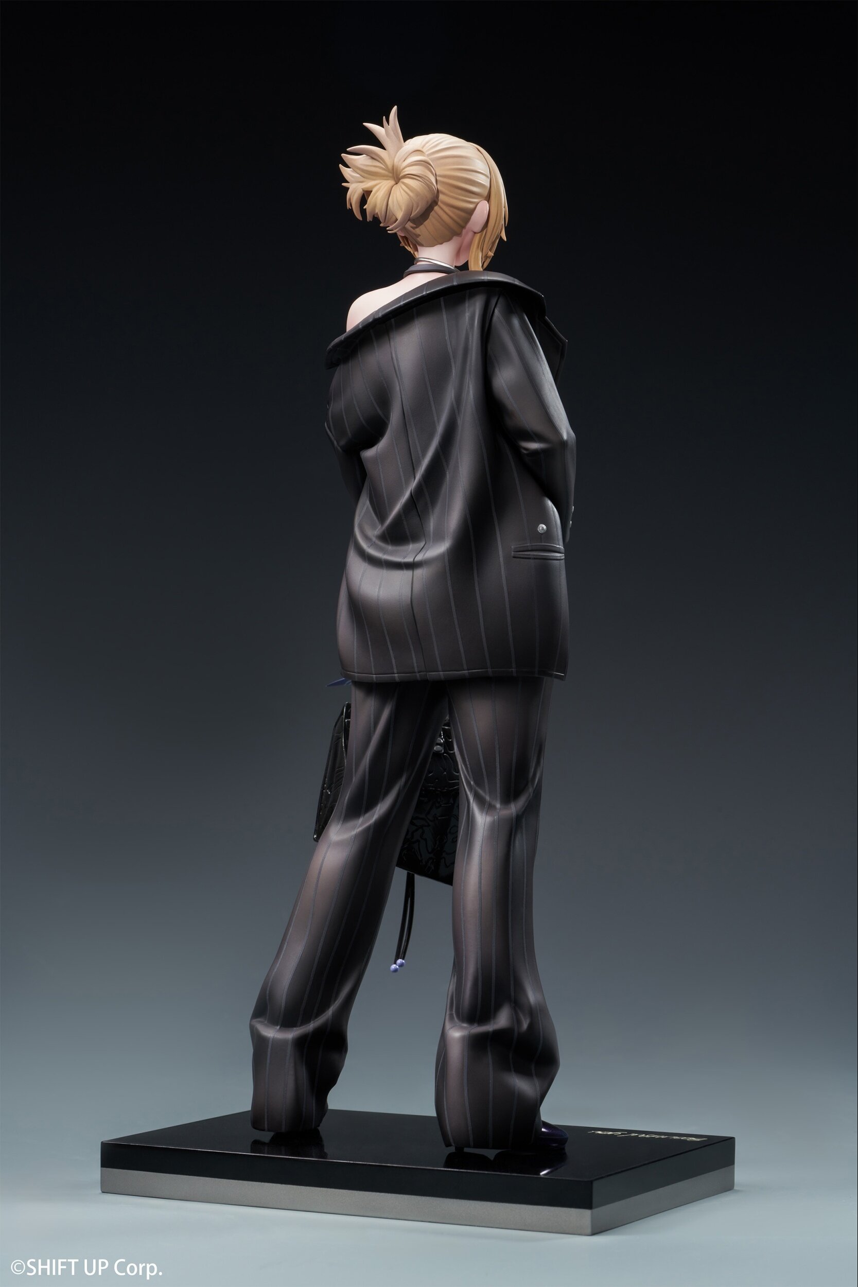 Goddess of Victory: Nikke Grave: Beautiful You Ver. Deluxe Edition 1/7 ...