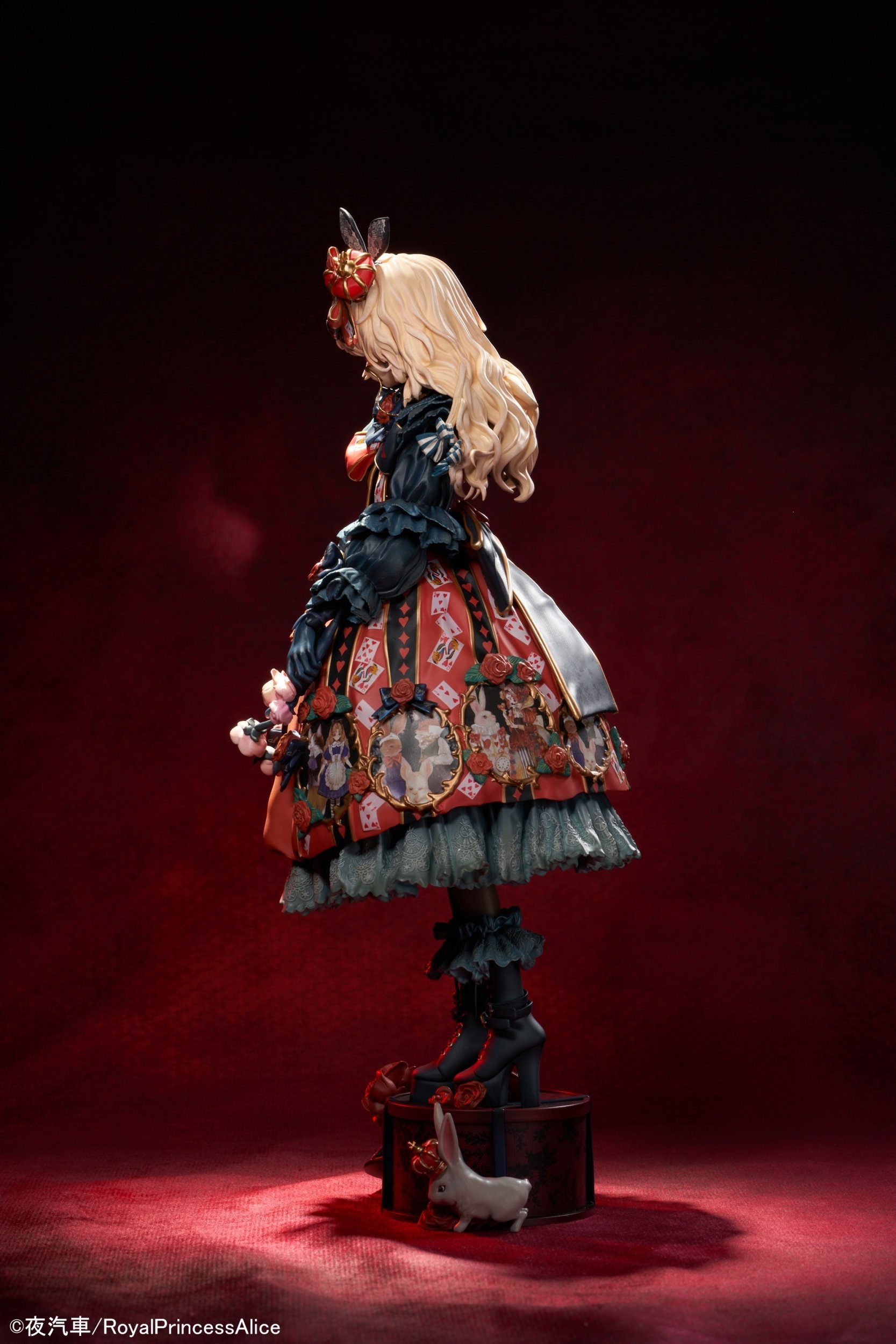 Yogisya x Royal Princess Alice Collaboration Red Queen and Princess ...