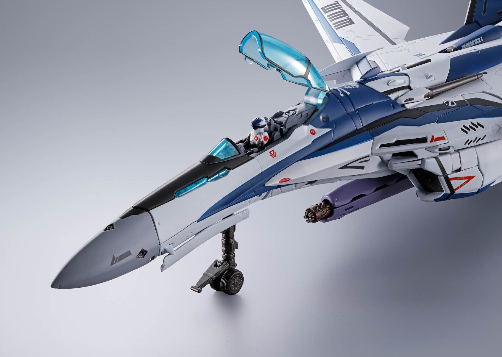 DX Chogokin Macross Frontier VF-25 Messiah Valkyrie Worldwide Anniv ...