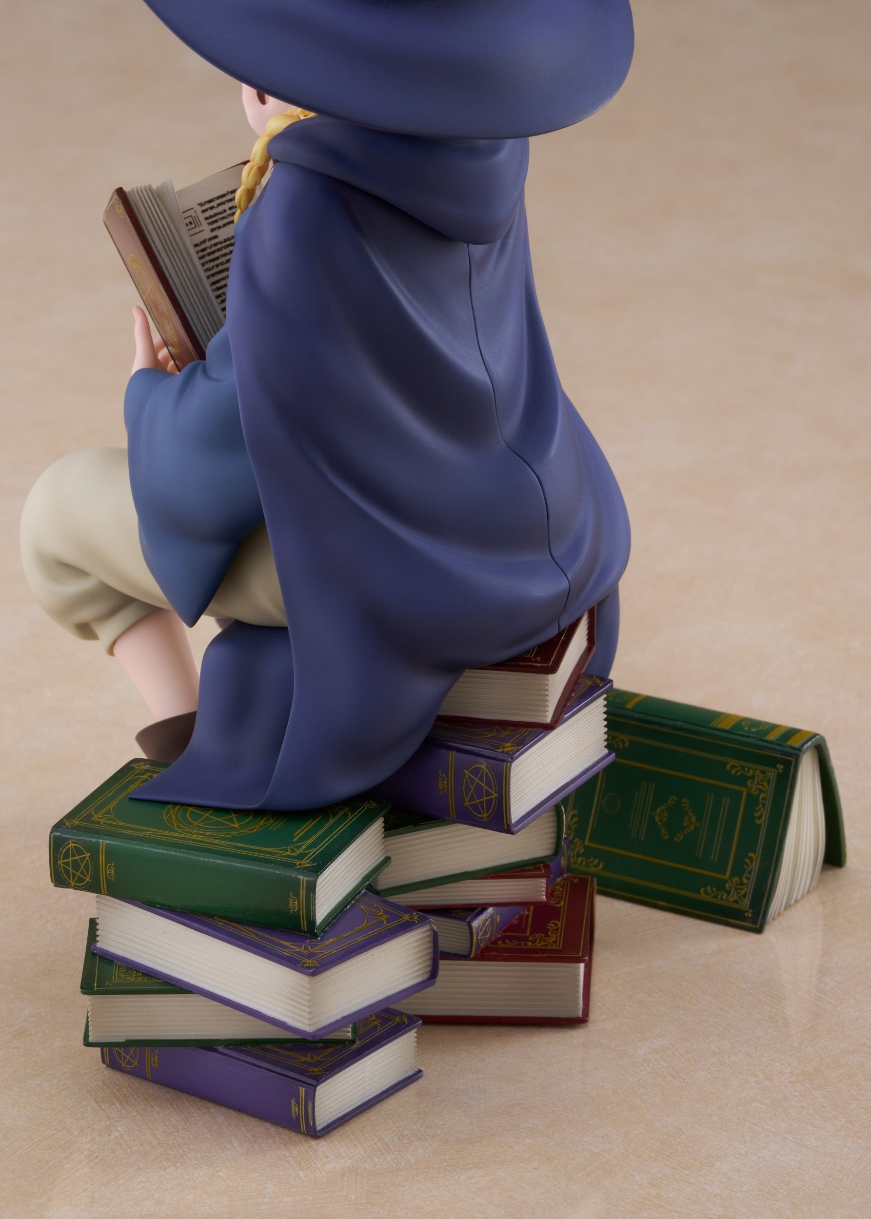 Delicious in Dungeon Marcille: Student Ver. 1/7 Scale Figure: Alice ...