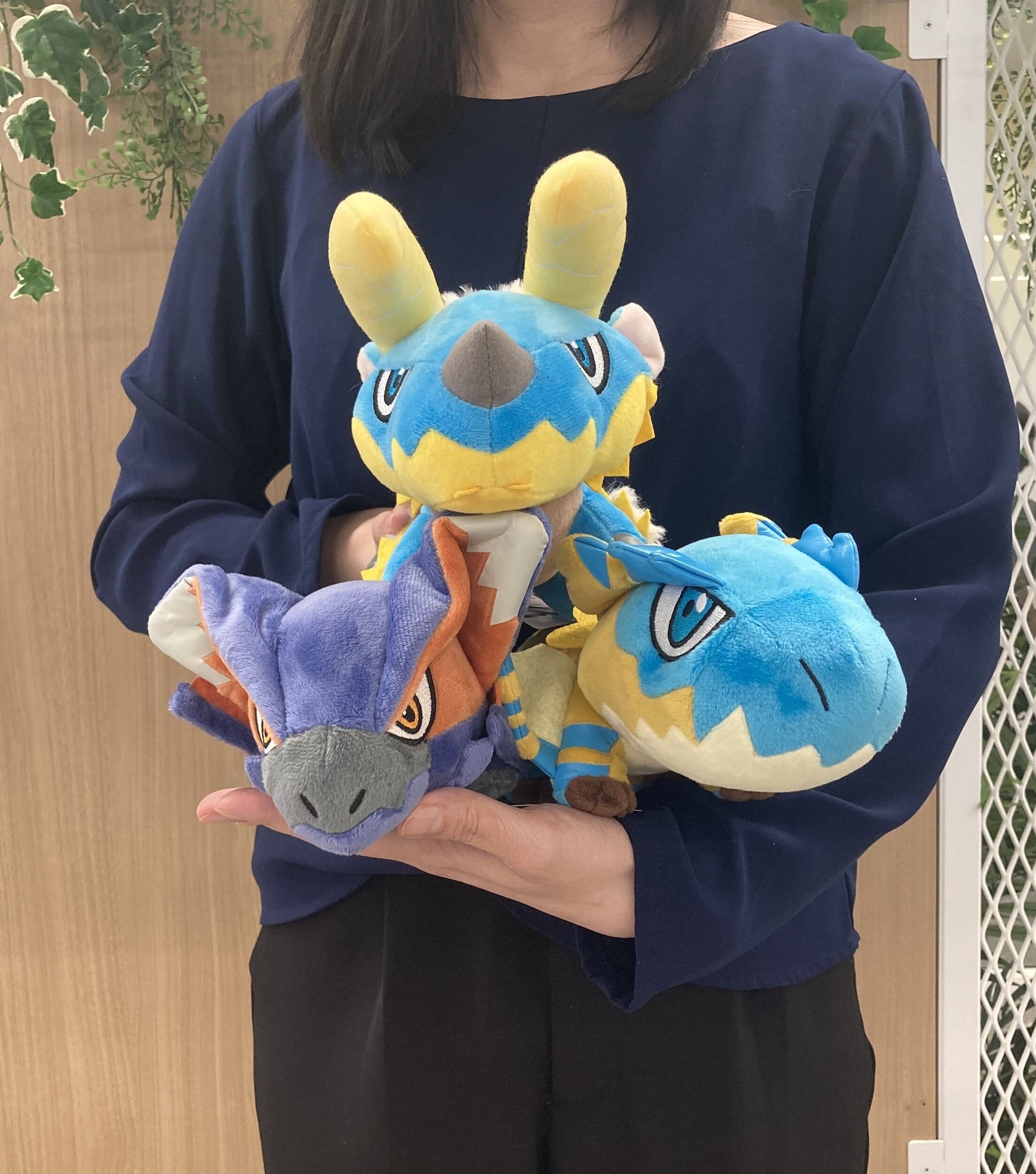Monster Hunter Plush Collection Tigrex (Re-run): Capcom 43% OFF - Tokyo ...