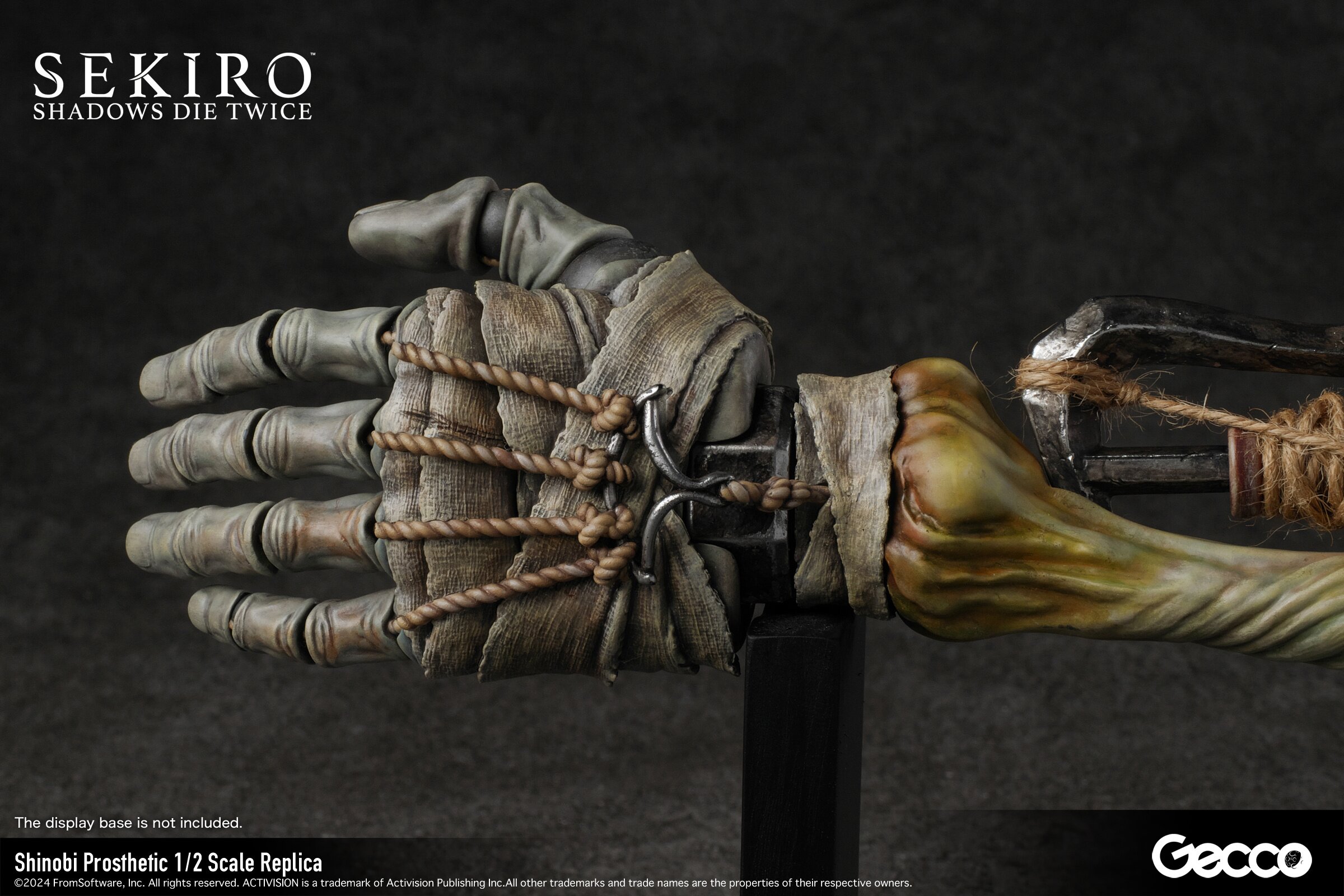 Sekiro: Shadows Die Twice Shinobi Prosthetic 1/2 Scale Replica Figure ...