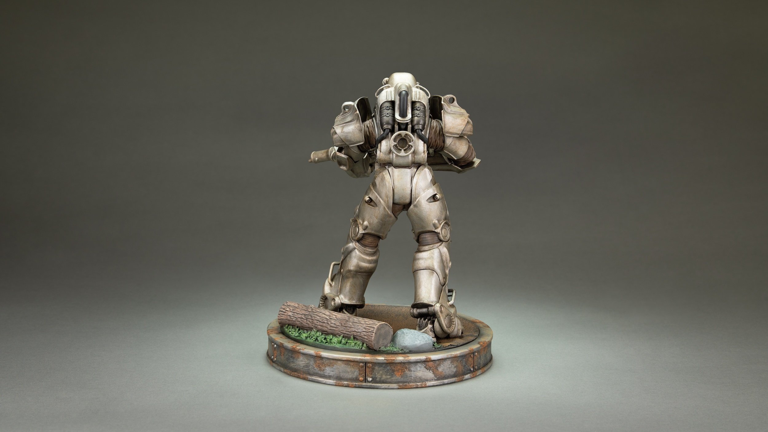 Fallout (Amazon) Maximus Non-Scale Figure - Tokyo Otaku Mode (TOM)