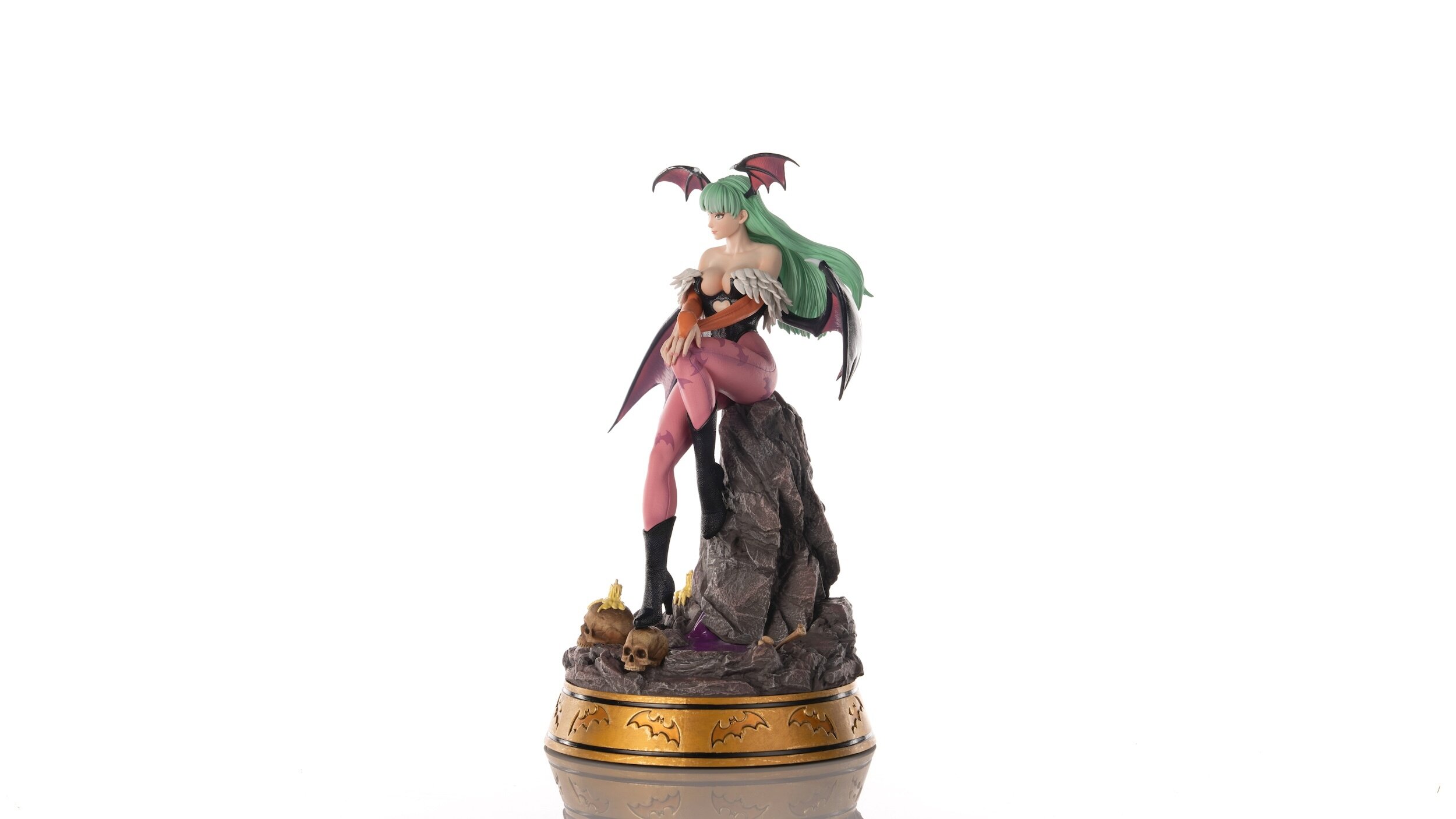 Darkstalkers Morrigan Aensland Statue: First 4 Figures - Tokyo Otaku ...