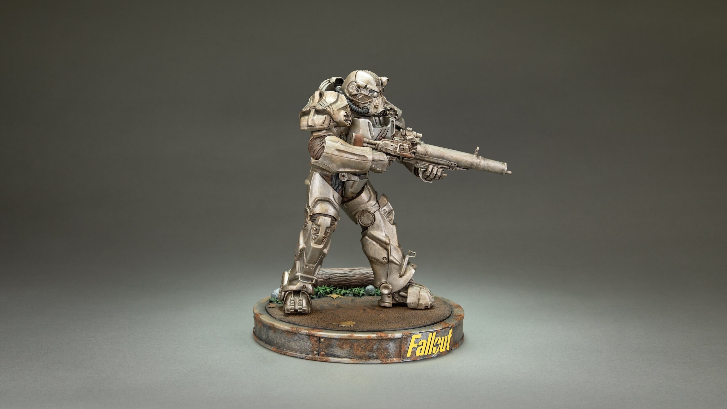 Fallout (Amazon) Maximus Non-Scale Figure - Tokyo Otaku Mode (TOM)