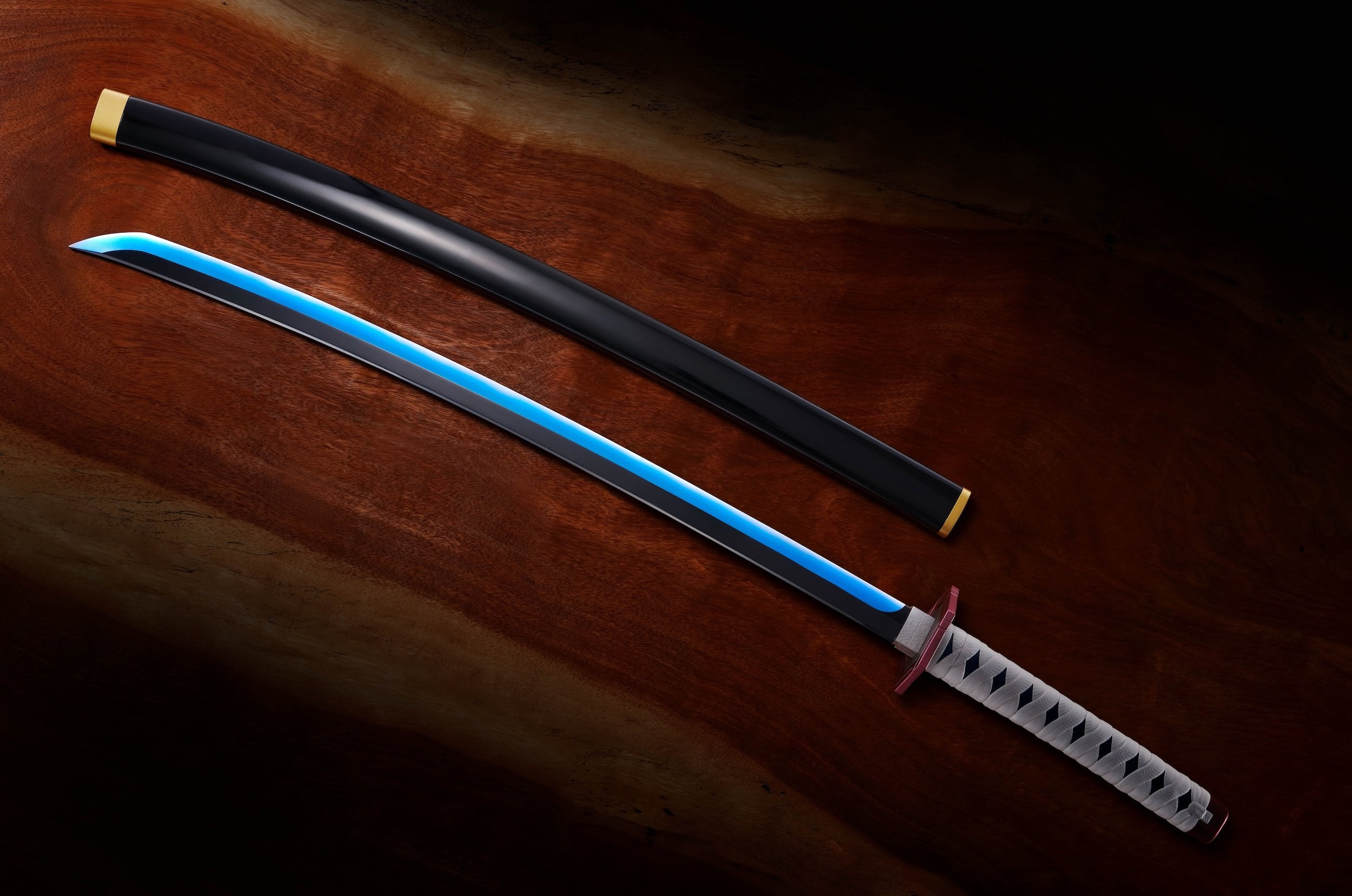Proplica Demon Slayer: Kimetsu no Yaiba Nichirin Sword (Giyu Tomioka ...
