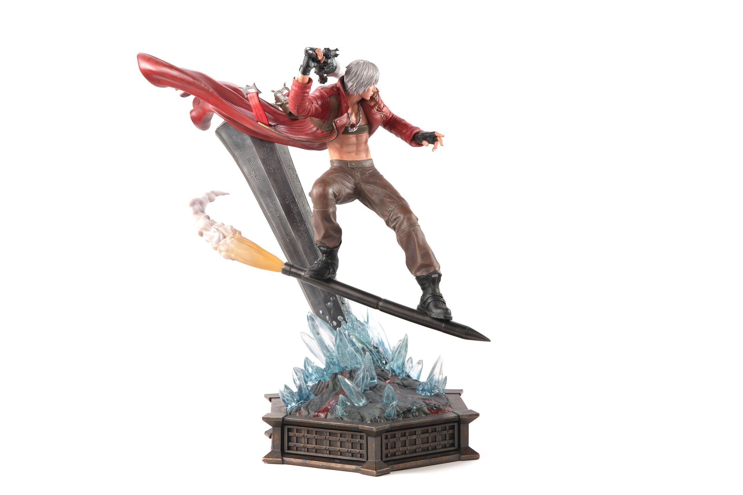 Devil May Cry 3 Dante Statue: First 4 Figures - Tokyo Otaku Mode (TOM)