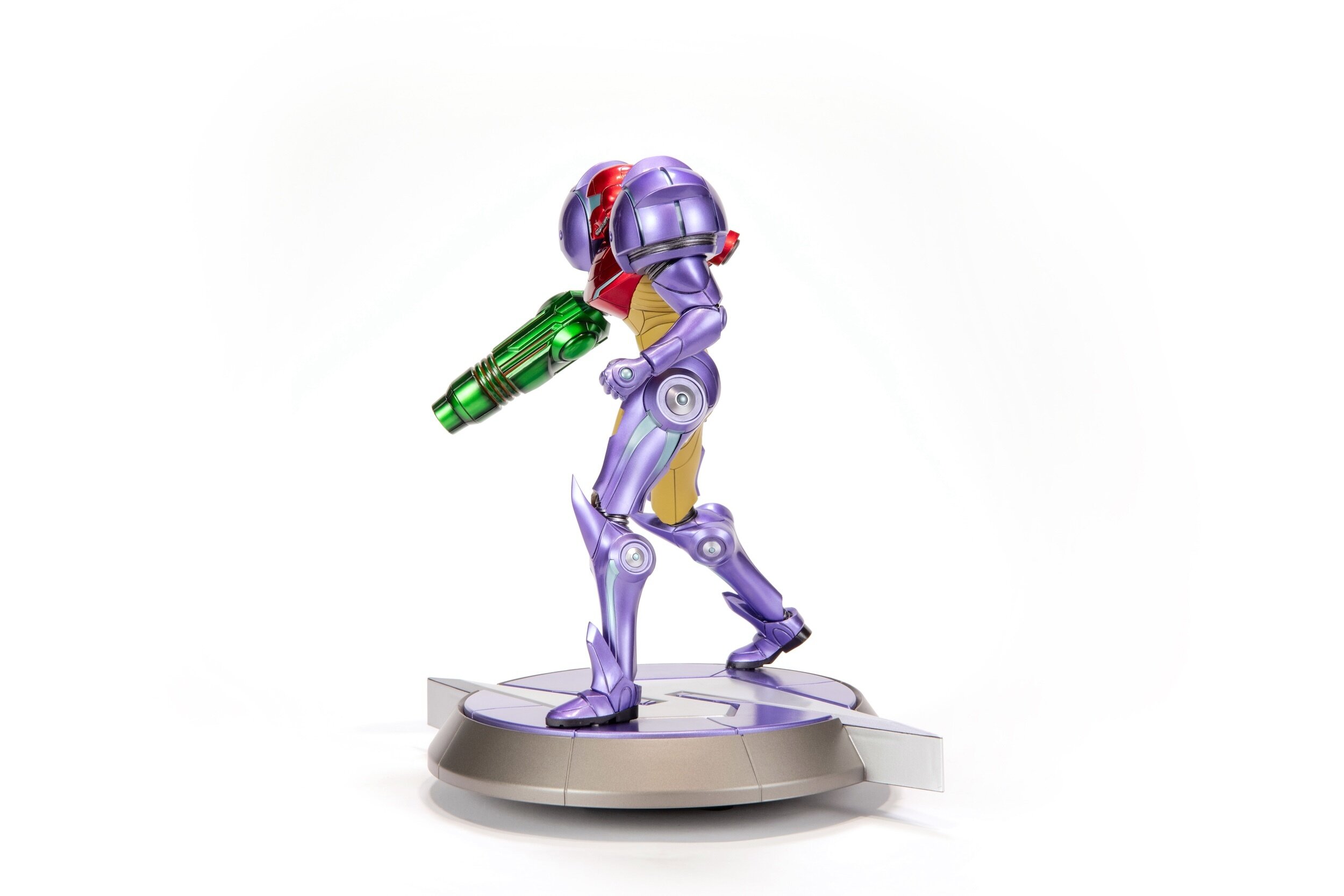 Metroid Prime Samus: Gravity Suit Collector's Edition Statue: First 4 ...
