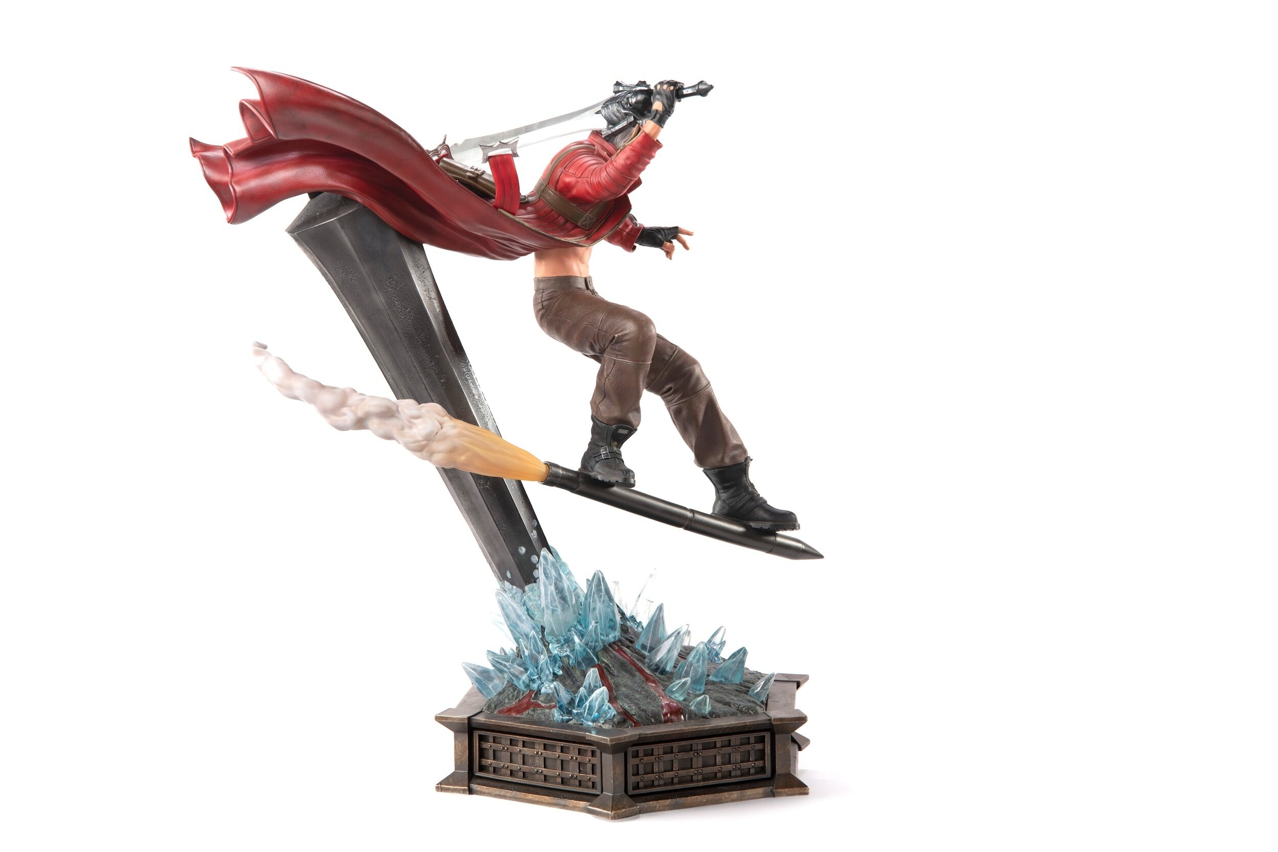 Devil May Cry 3 Dante Statue: First 4 Figures - Tokyo Otaku Mode (TOM)