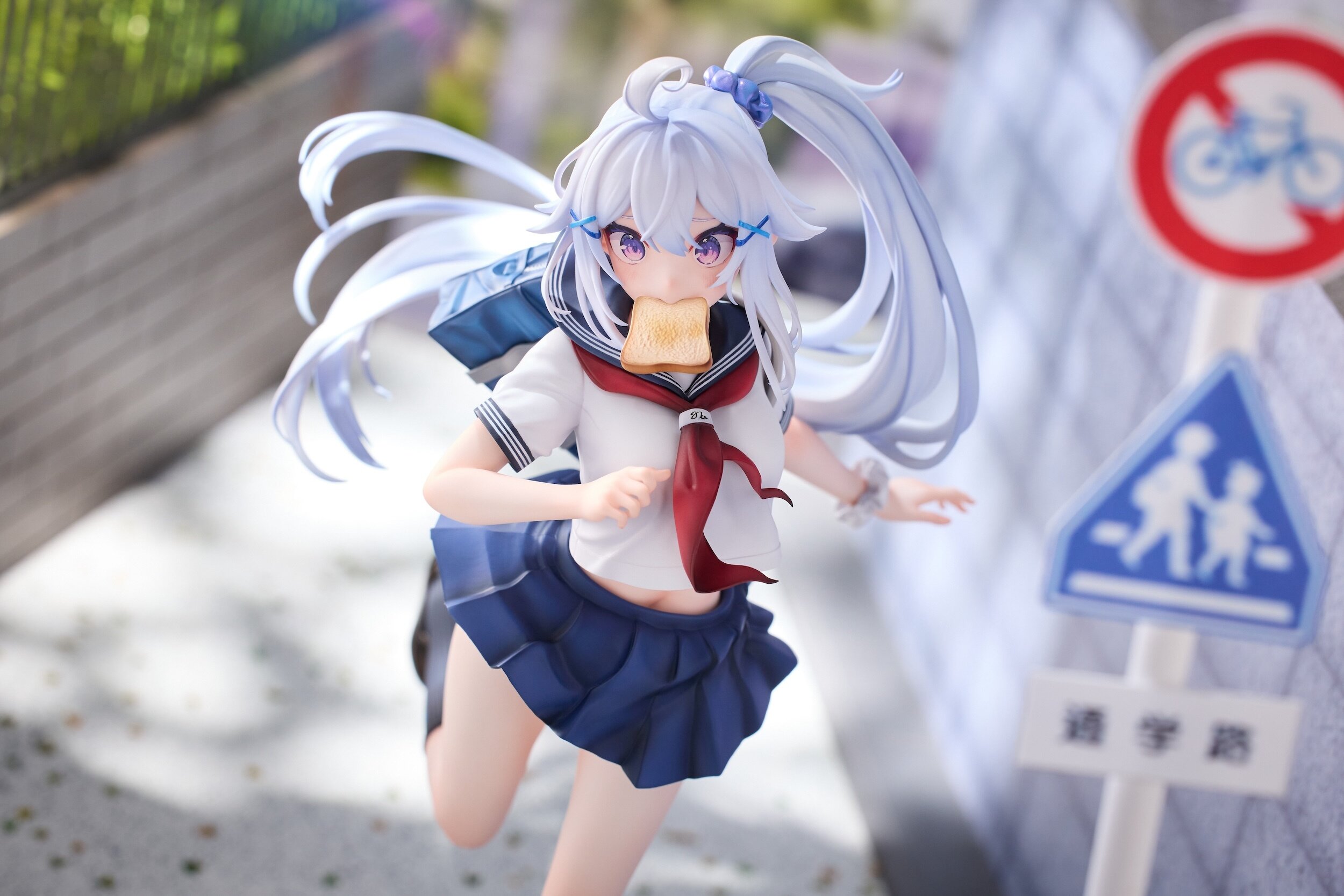 Mirai-chan Almost Late Panchira: Standard Edition 1/6 Scale Figure ...