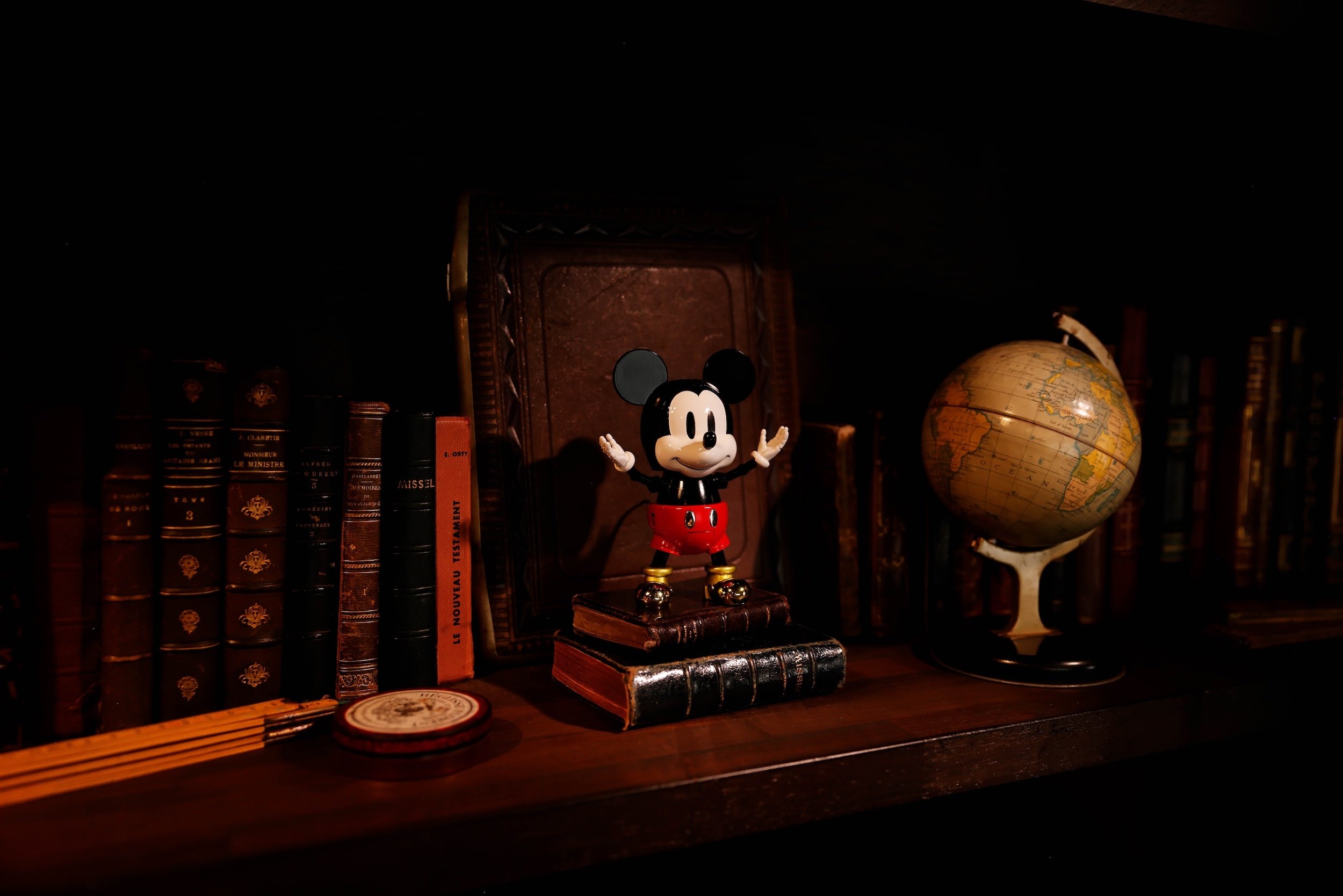 Chogokin Disney Super Change Mickey Mouse feat. Kunio Okawara - Tokyo ...