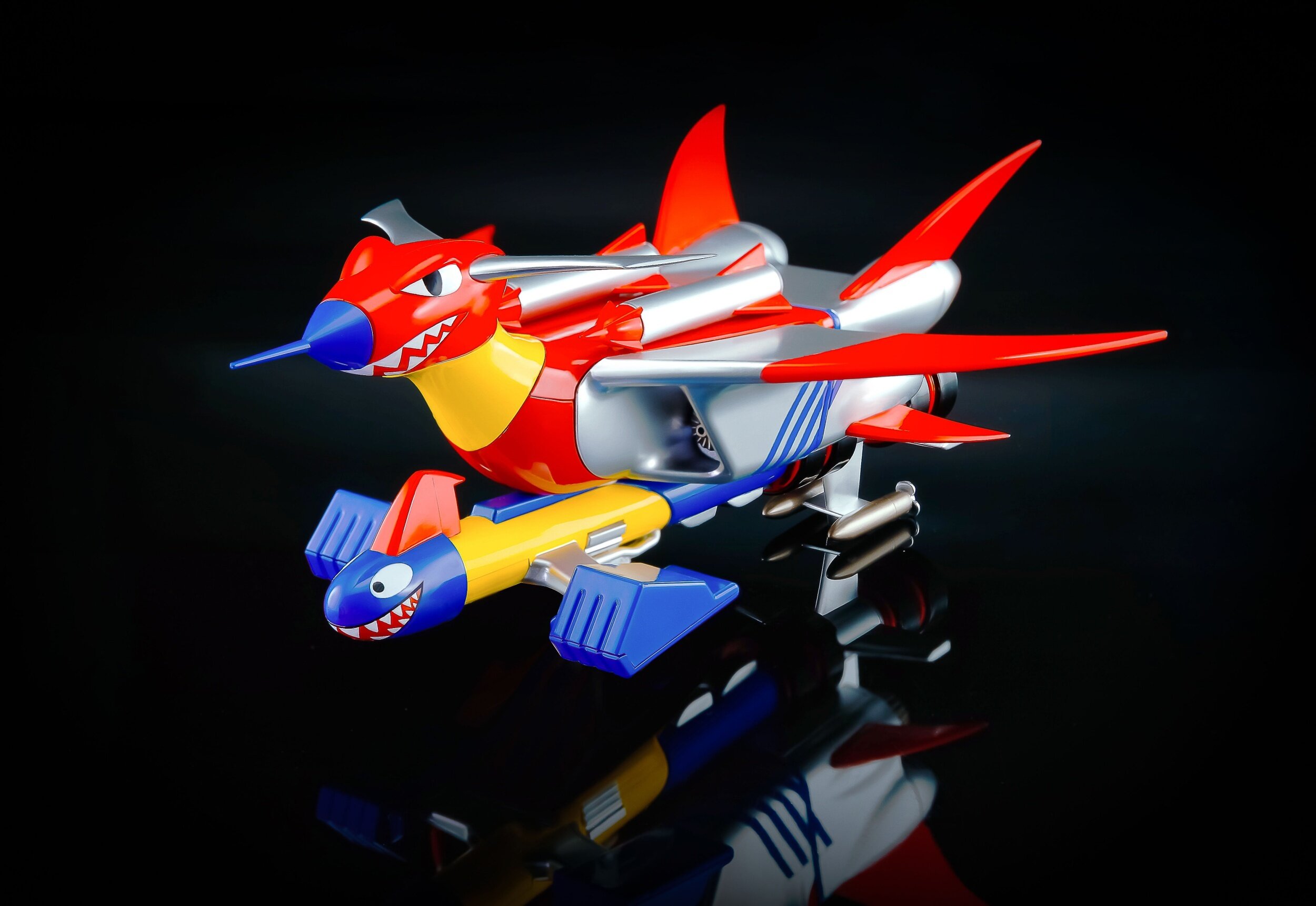 Tokusatsu Gokin Space Ironmen Kyodain Skyjet: Action Toys - Tokyo Otaku ...