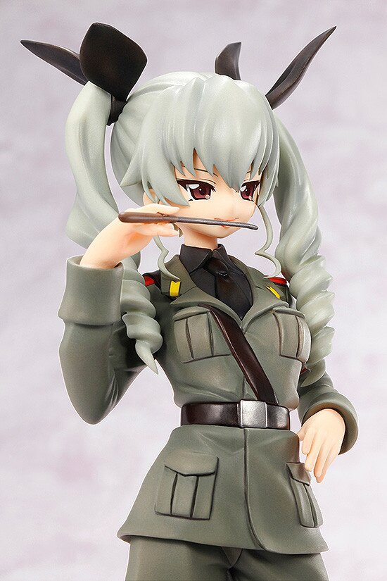 Girls und Panzer Commander Girls Collection: Anchovy Figure: Good Smile ...