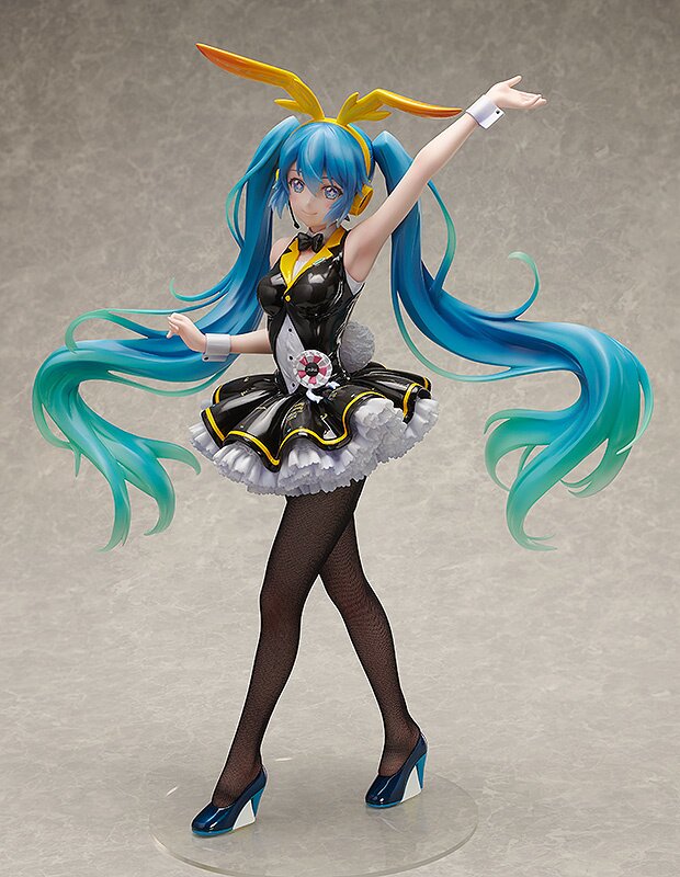 Hatsune Miku: My Dear Bunny Ver. 1/4 Scale Figure (Re-run): FREEing ...