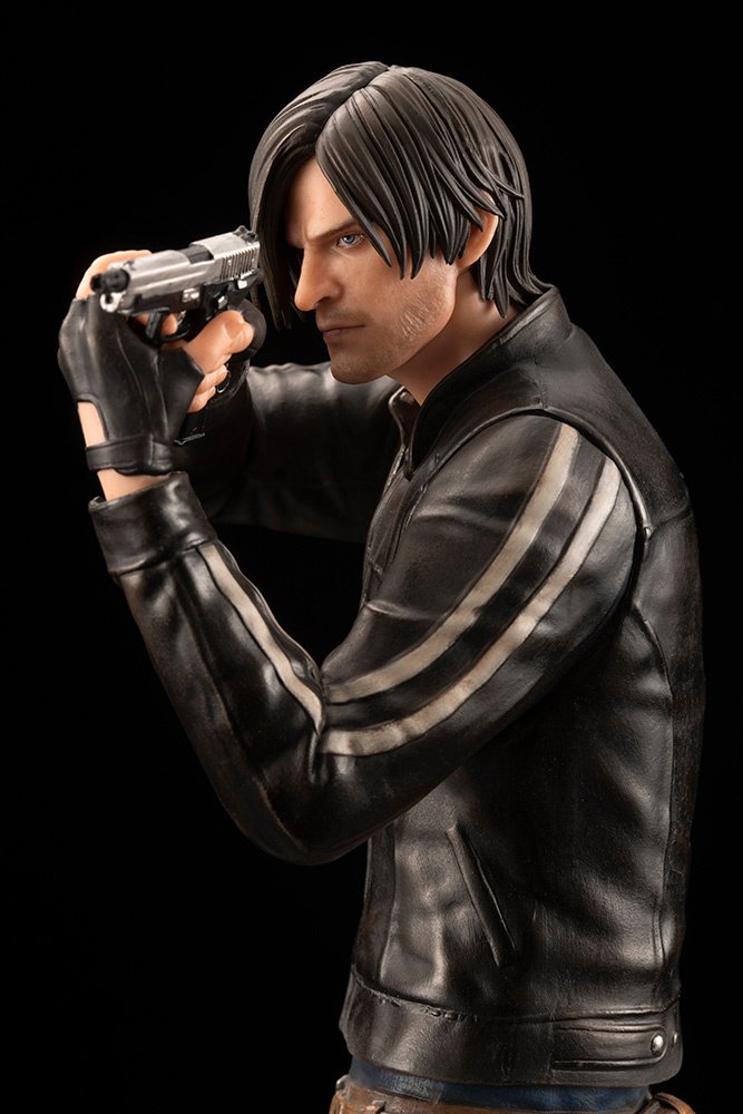 ArtFX Resident Evil: Vendetta Leon S. Kennedy: Renewal Package Edition ...