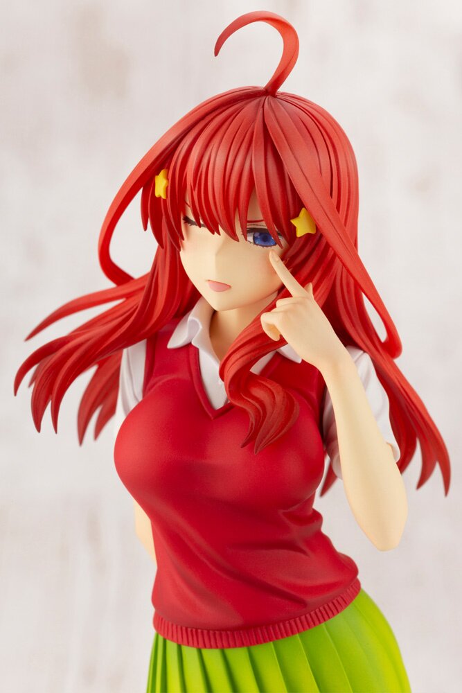 The Quintessential Quintuplets Itsuki Nakano 1/8 Scale Figure ...