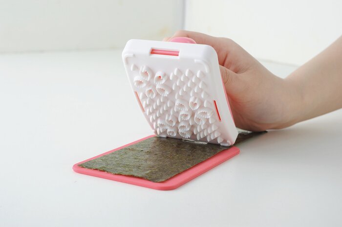 Crispy Nori Cutter Set: Traditional Japanese Patterns - Tokyo Otaku ...