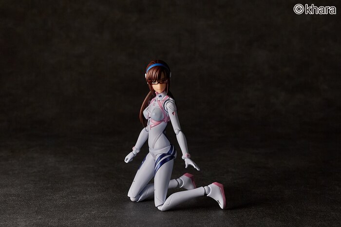 Revoltech Mari Makinami Illustrious Pressure-Resistant Prototype Plug ...